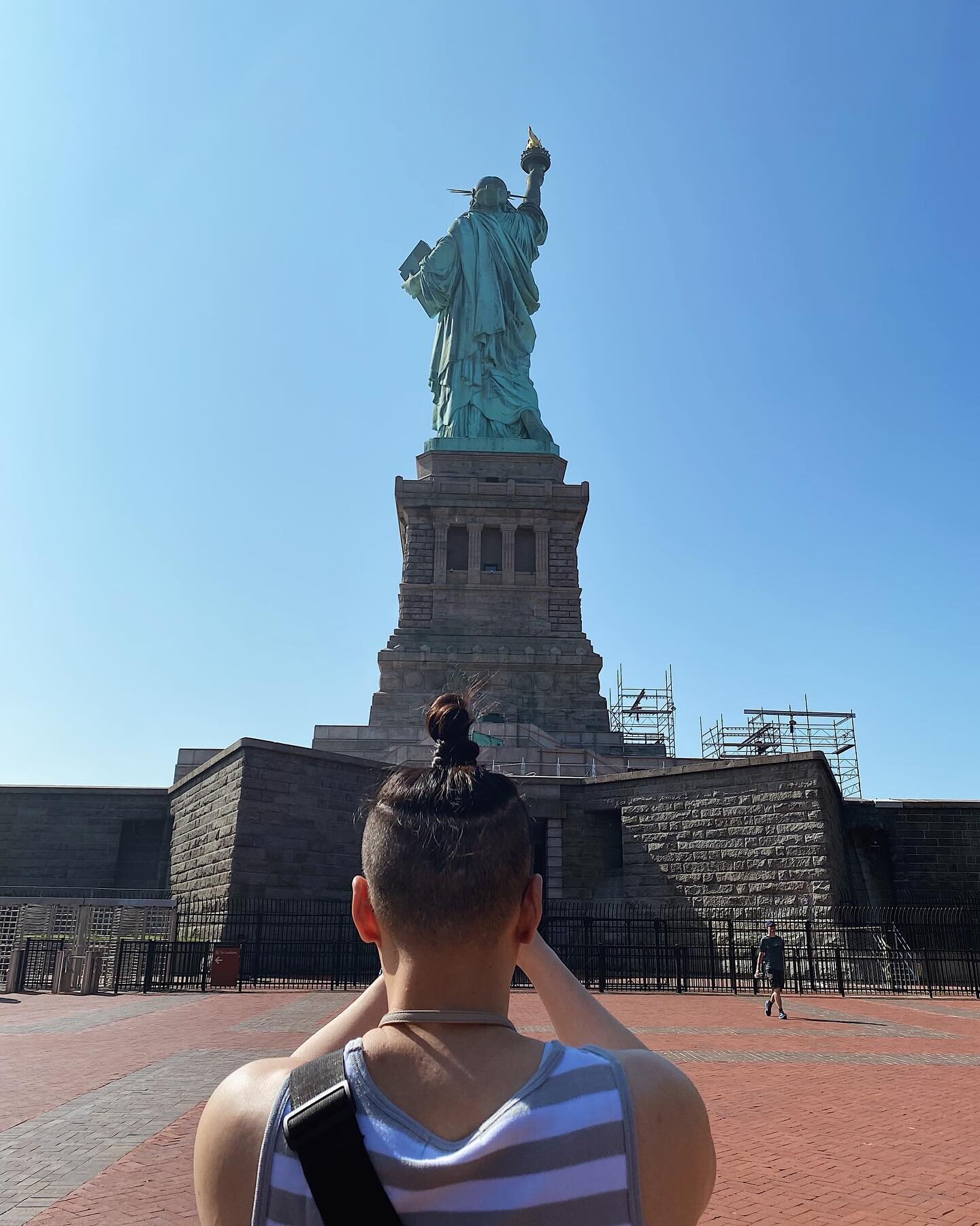 ·ONE·JAM·TART· STORE XLARGE® JAPAN MEKA DOG S/S TEE