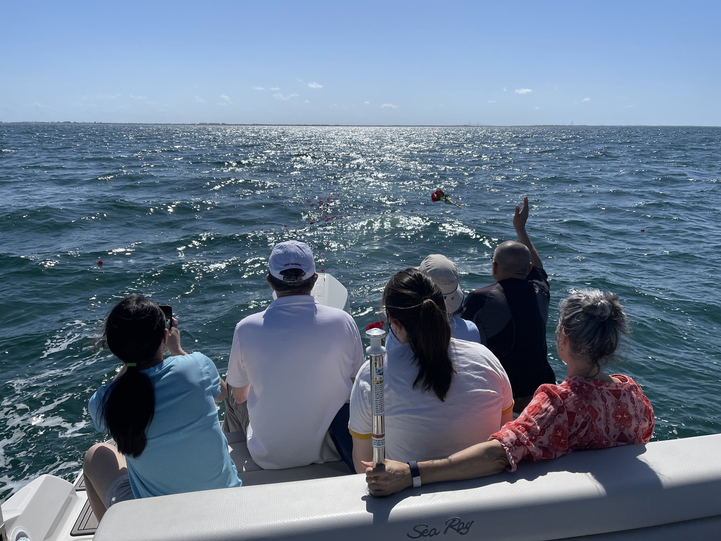 Ocean Ashes - Florida Ocean Ash Scattering and Burial at Sea ServicePrivate ocean ash scattering ...