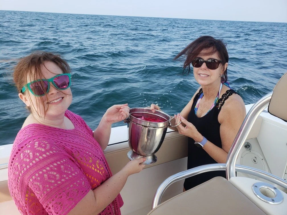 Ocean Ashes - Florida Ocean Ash Scattering and Burial at Sea ServiceOcean Ash Scattering in ...