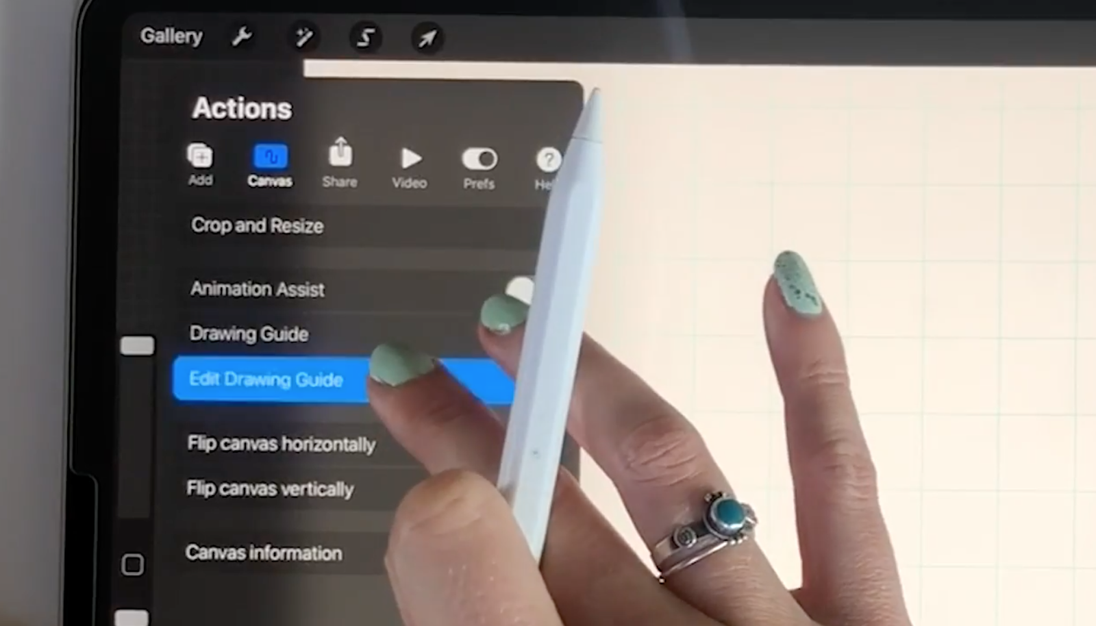 Procreate Tutorial How To Create Perfectly Symmetrical Illustrations In Procreate — Catcoq