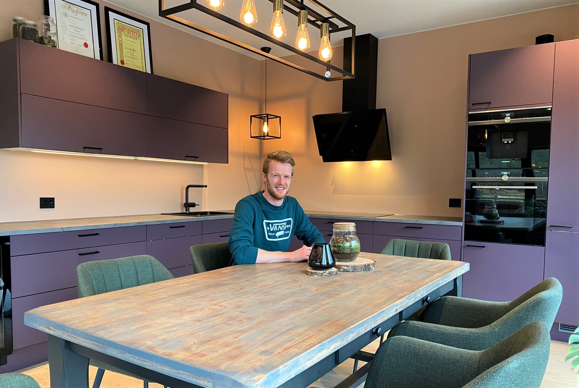 Thomas har fokus på fargar — Gravdalgruppa