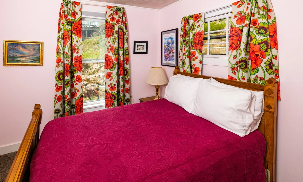 Small Point Bed & Breakfast-Accommodations