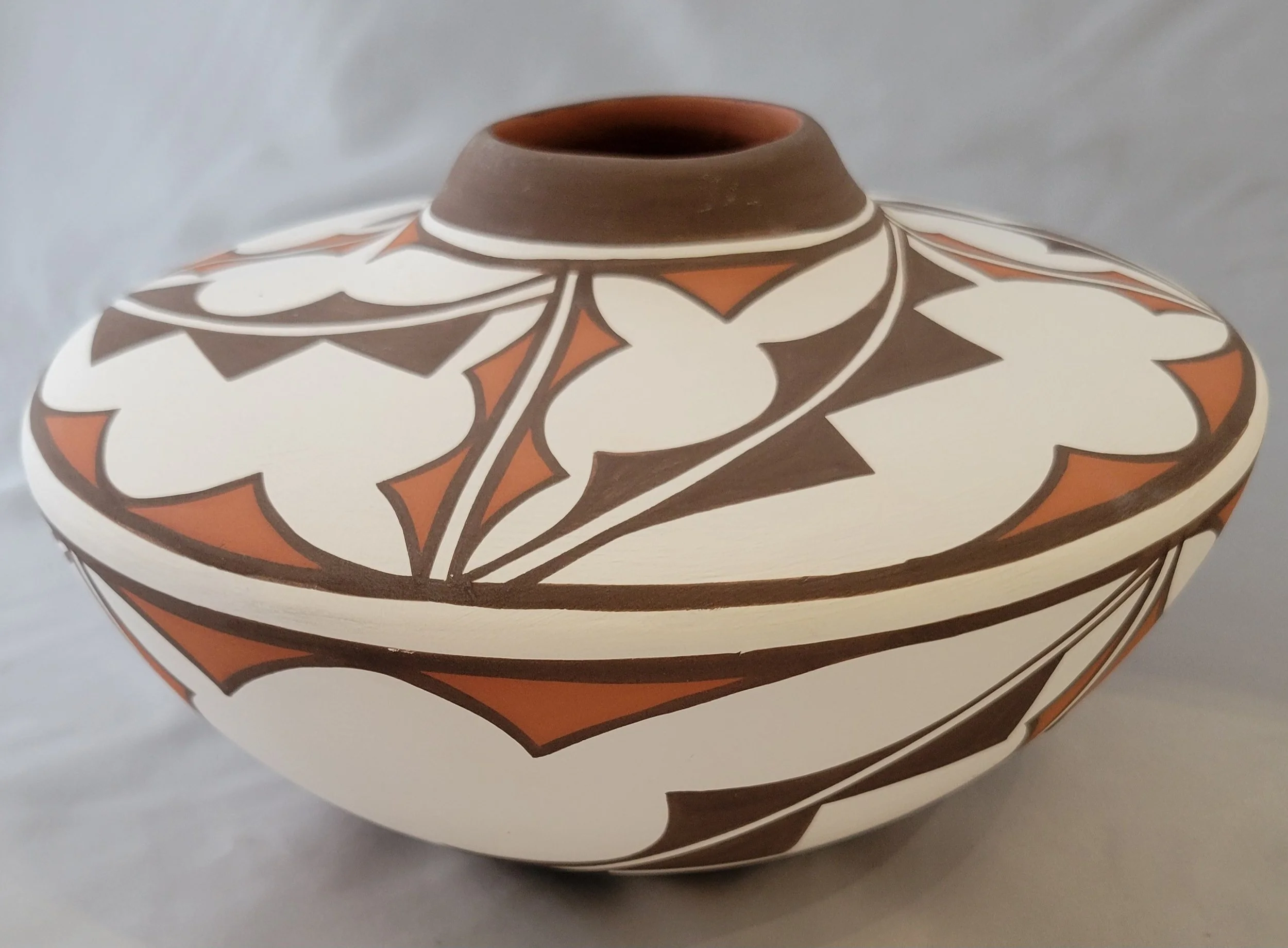 Zuni pottery — Bahti Indian Arts