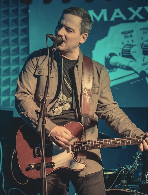 LIVE IN THE PARLOUR — Fox & Crow
