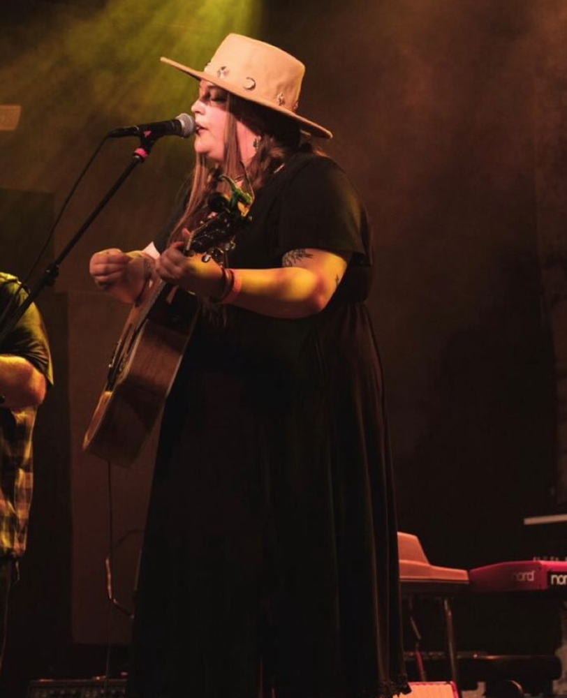 LIVE IN THE PARLOUR — Fox & Crow
