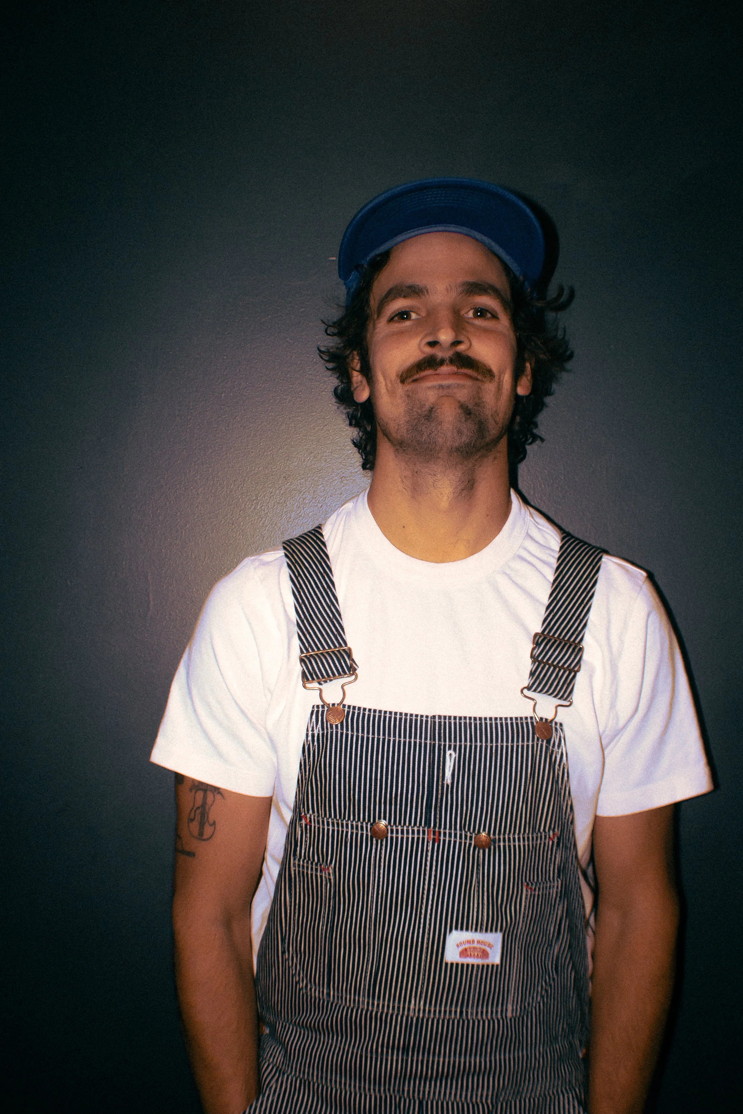 LIVE IN THE PARLOUR — Fox & Crow