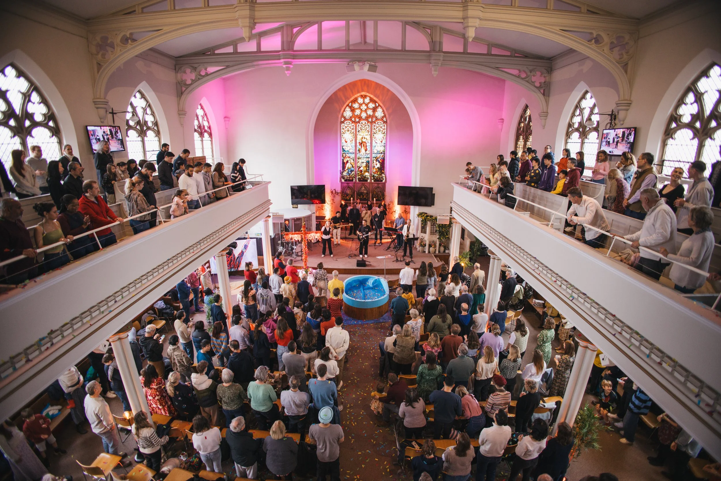 St John's Hampton Wick - a friendly church near Kingston