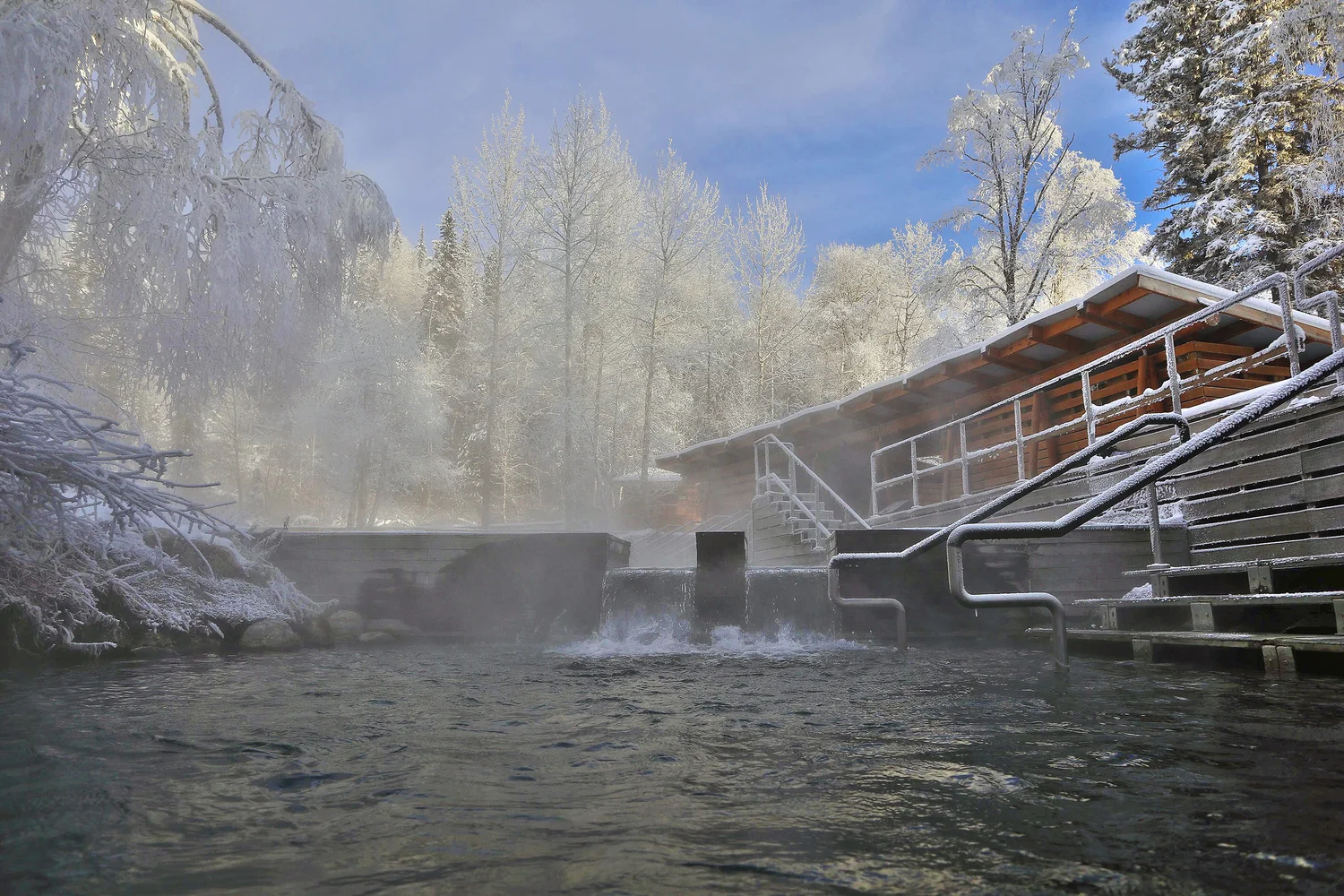 Liard Hotsprings lodge at Muncho info — Northern Rockies Lodge