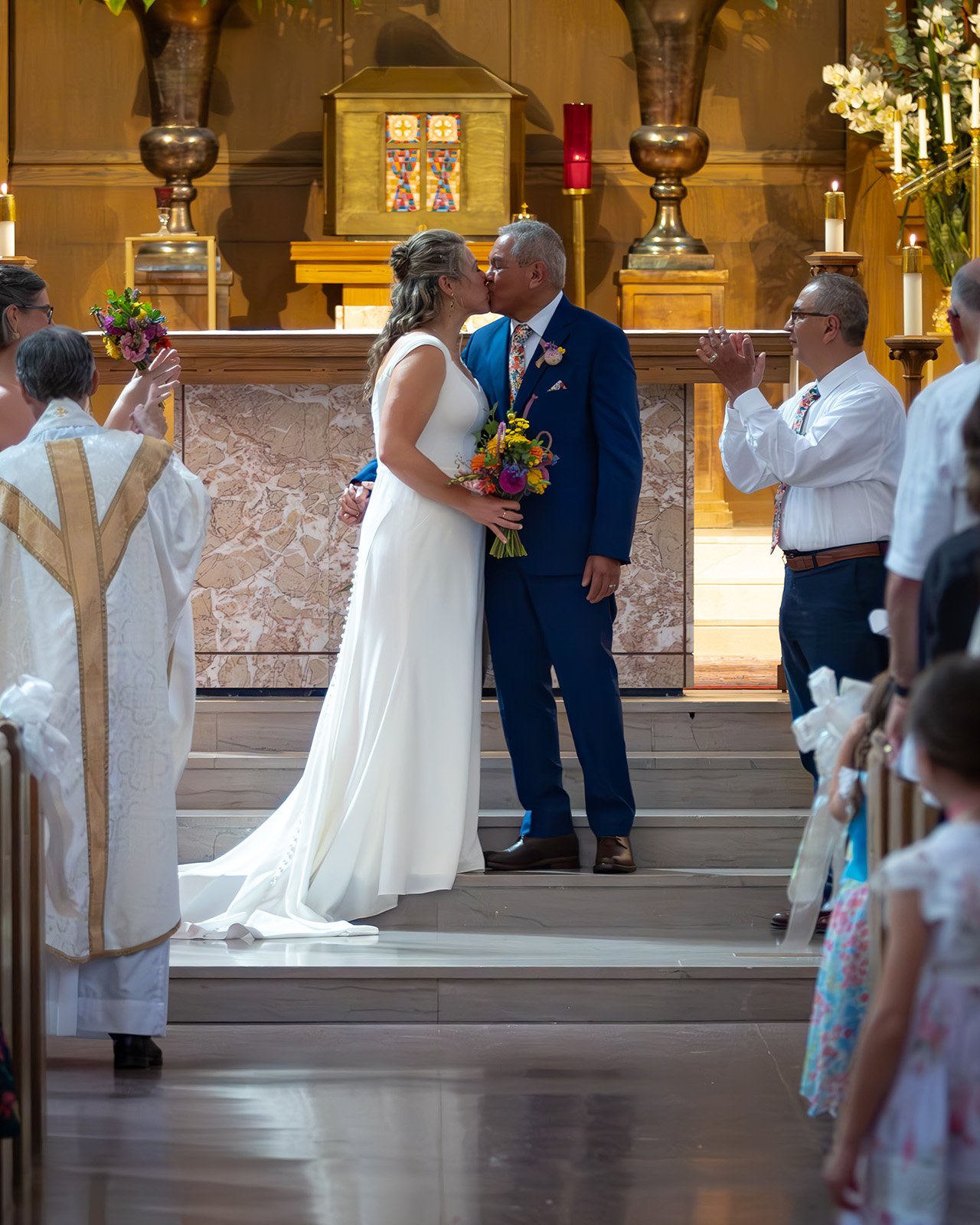 Capturing Timeless Moments: Beth and Herbert's Wedding — LES DISHMAN ...