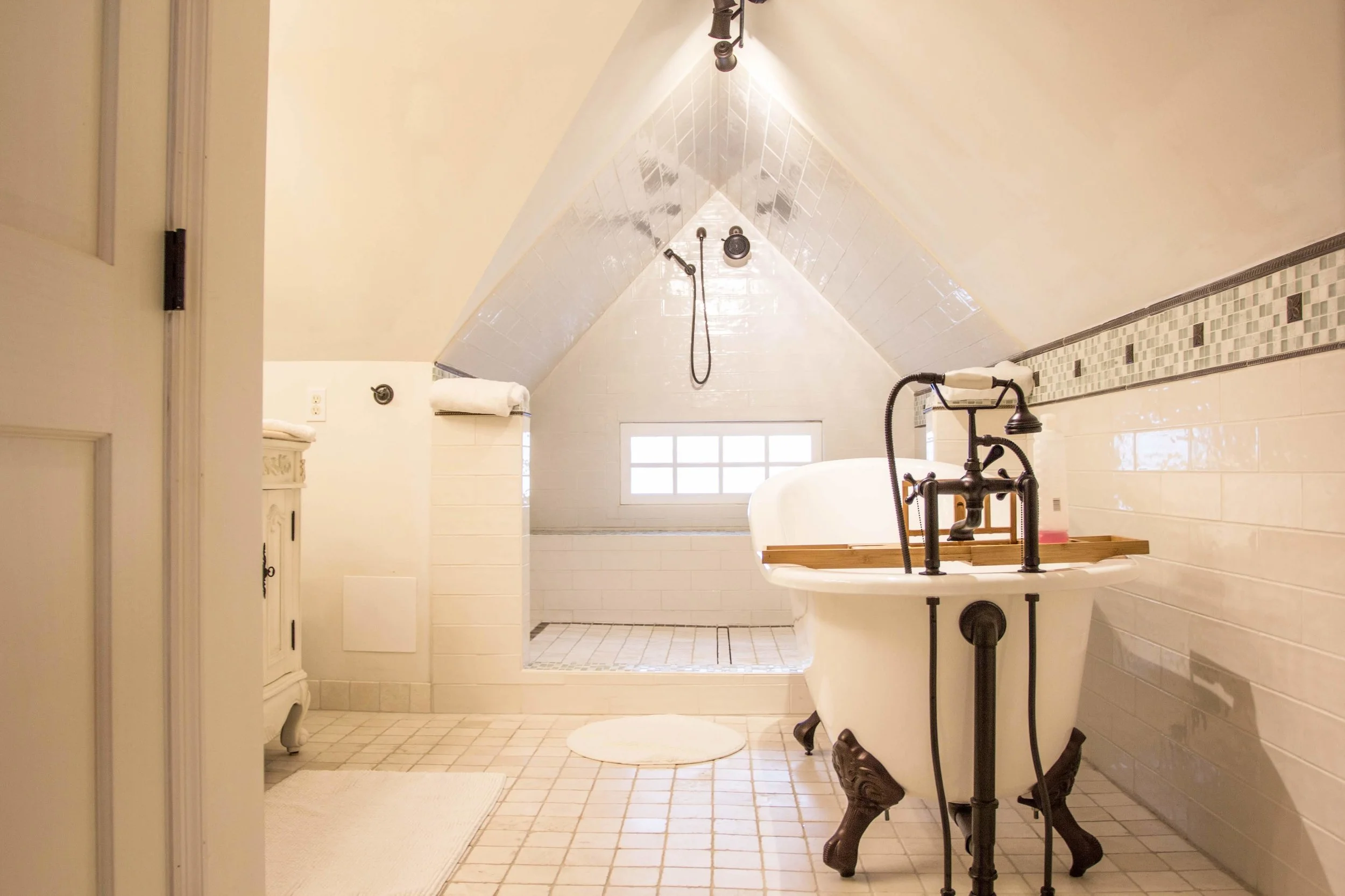 Attic Suite — 1899 Inn - Black Hills B&B