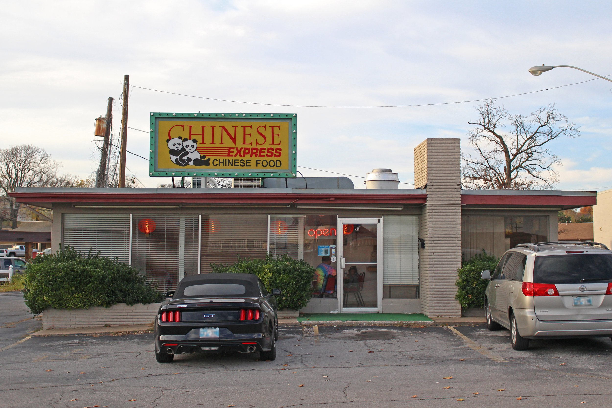 Sand Springs Restaurants — Sandite Pride News