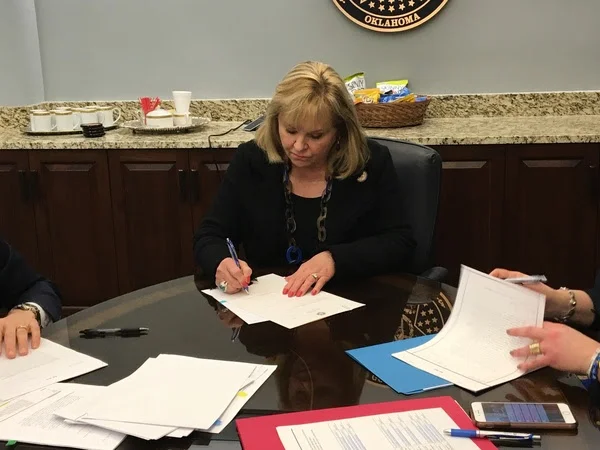 Governor Mary Fallin Signs Bill Barring Sex Offenders from Living Near ...