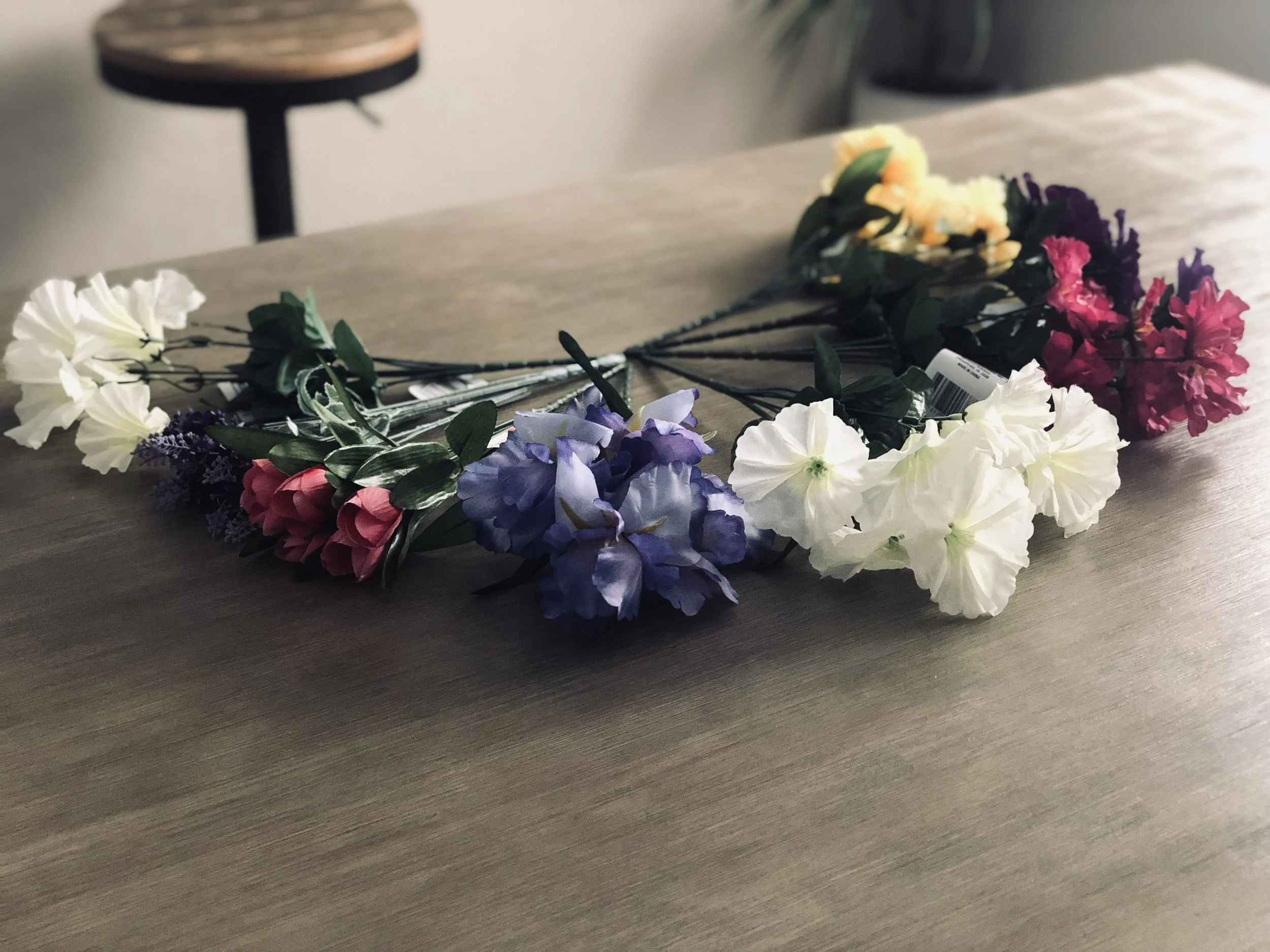 A Flower Story: DIY Faux Flower Backdrop — Florals by Jazmin