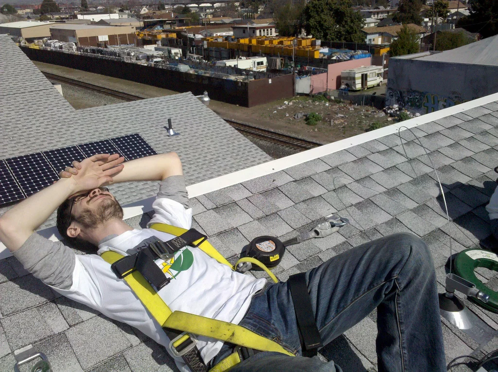 7 Products to Help Keep You Cool and Hydrated on the Construction Site ...