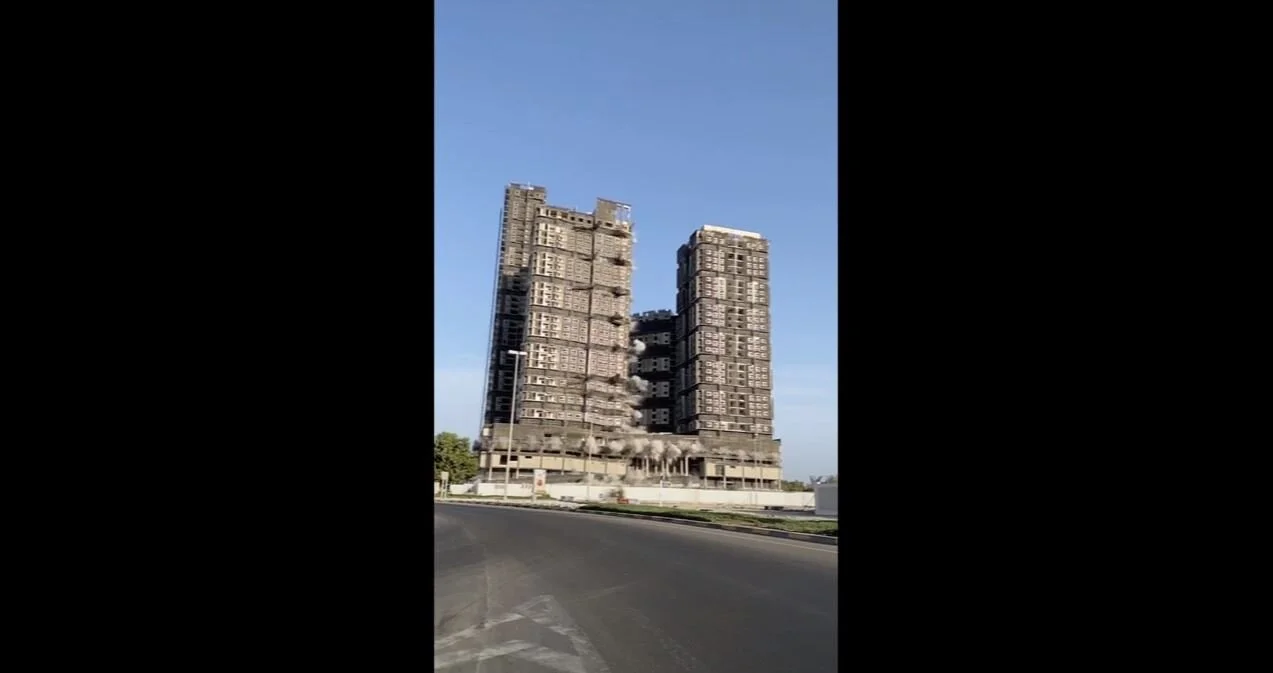 [VIDEO] New World Record For Tallest Building Demolished By Explosives ...
