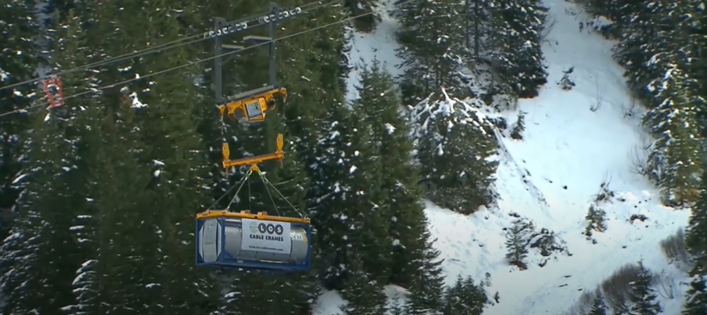 Allegedly Drunk Crane Operator Crashes into 4 Cars on New York Highway ...