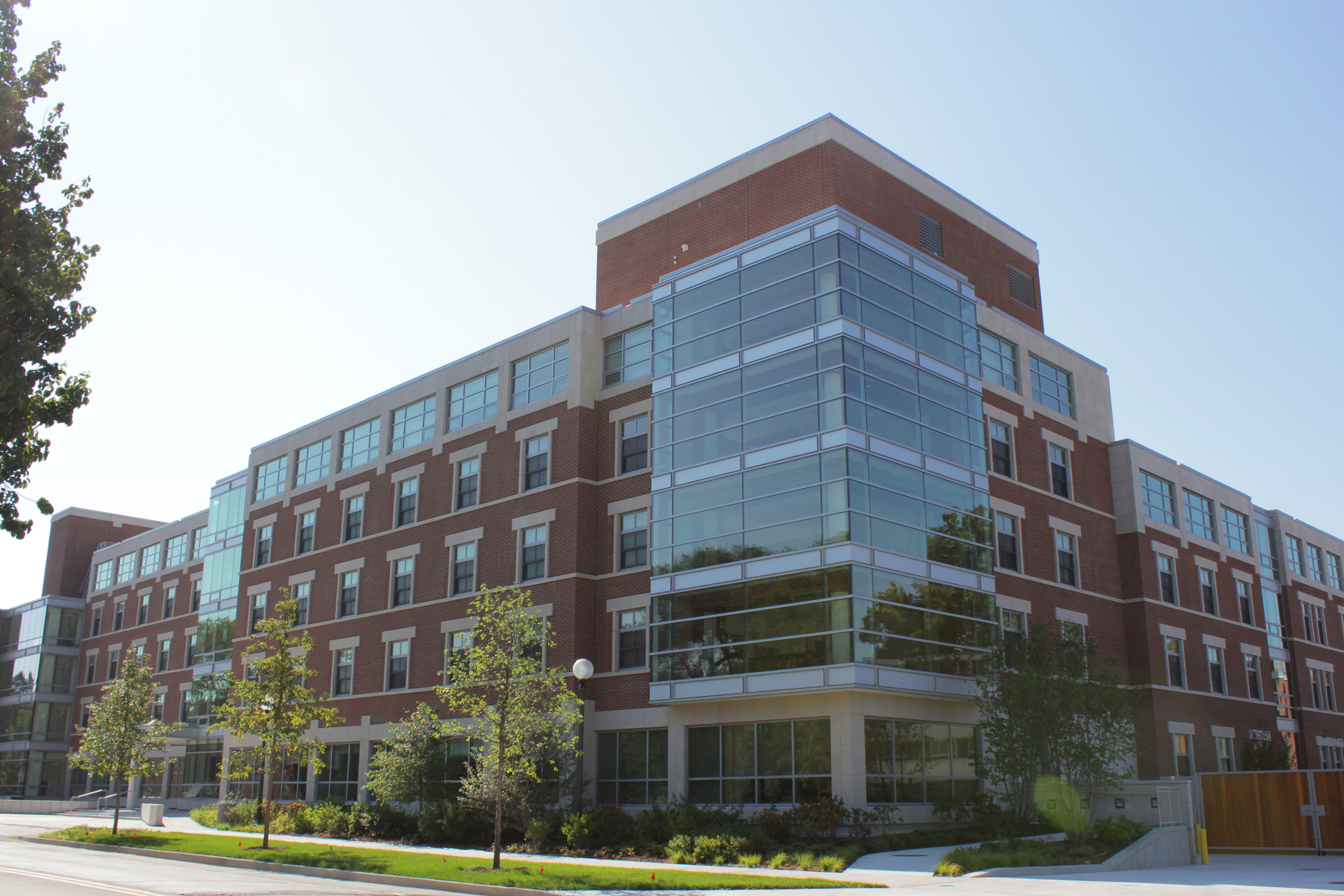 NUGENT HALL AT IKENBERRY COMMONS — 4240 Architecture