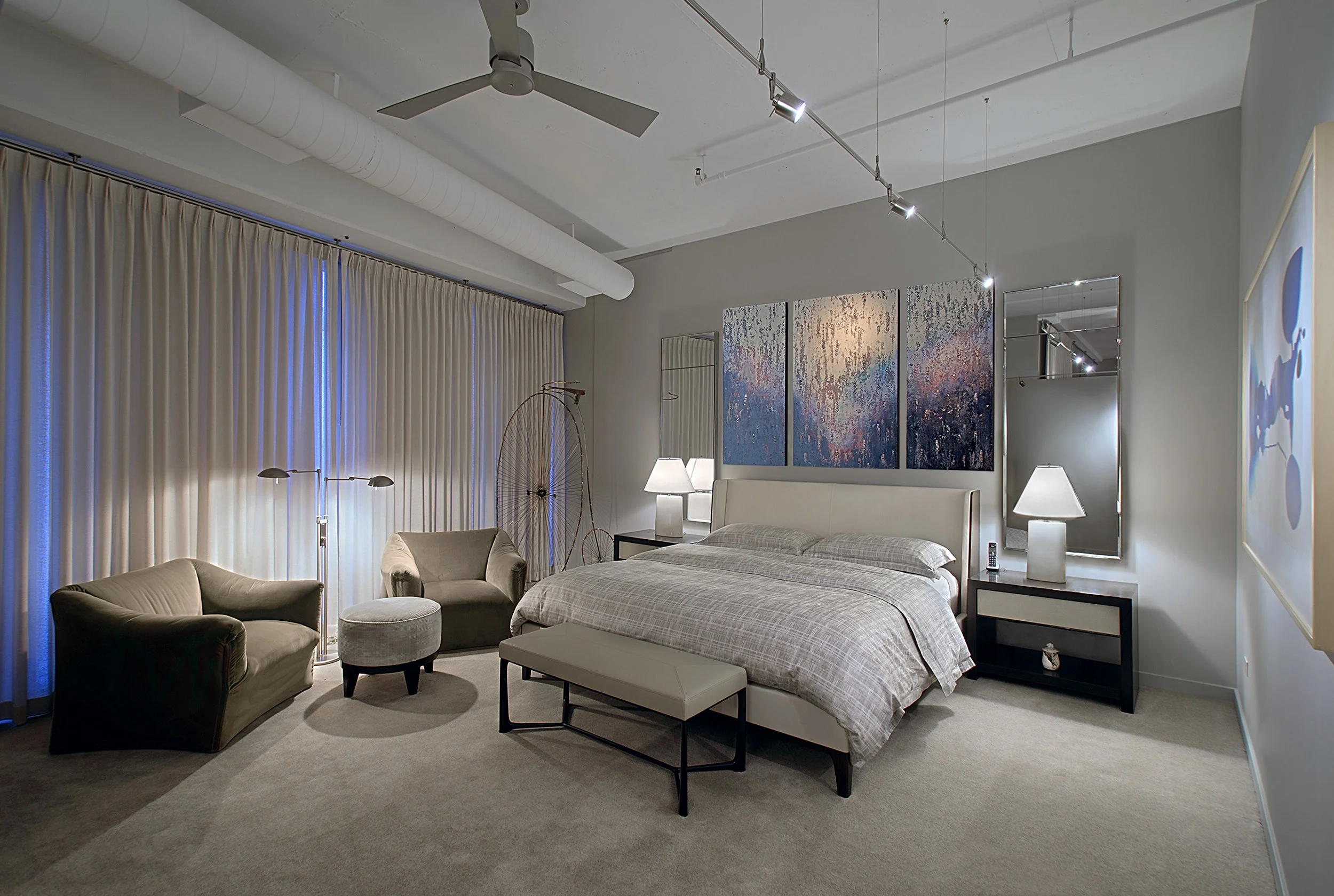 Contemporary Interior Design — Thompson Interior Studio - Chicago, IL