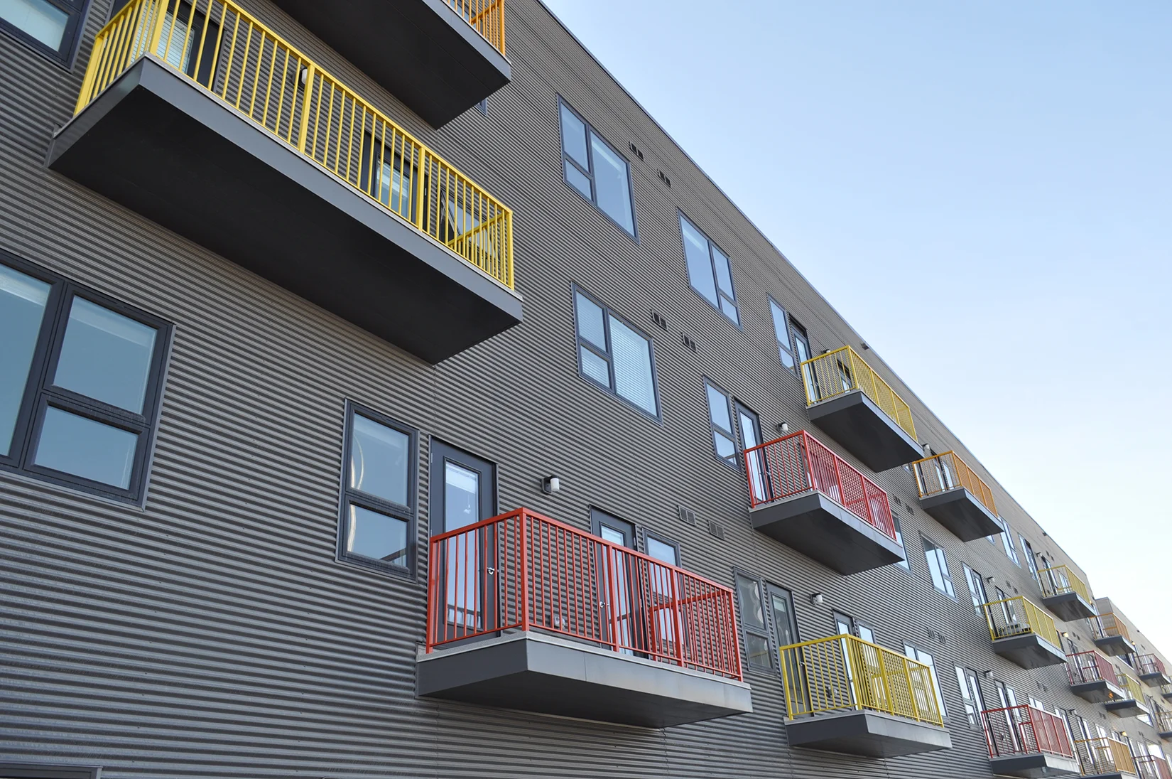 MoCo Condos — BLDG