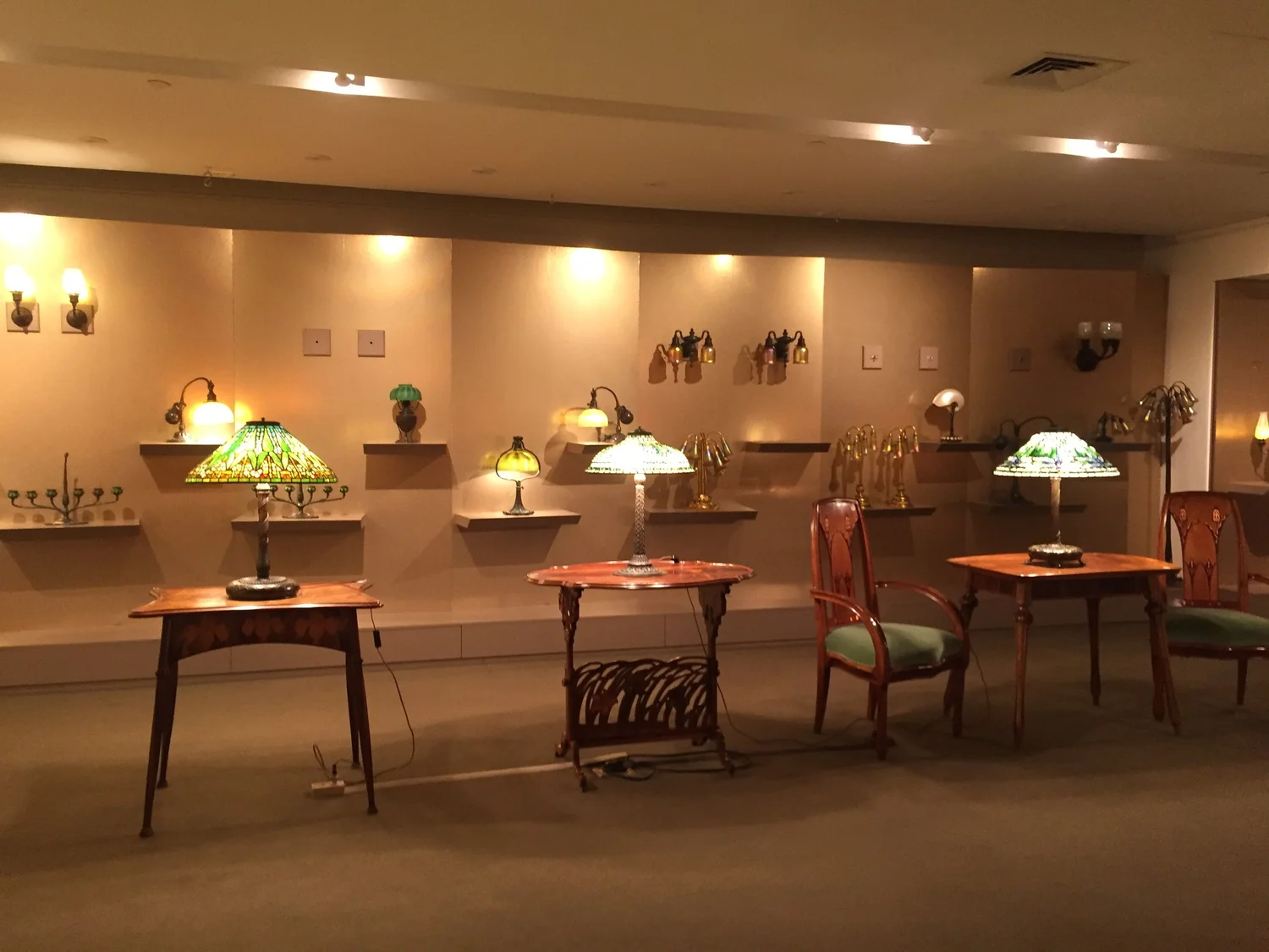 Macklowe Gallery — SRW