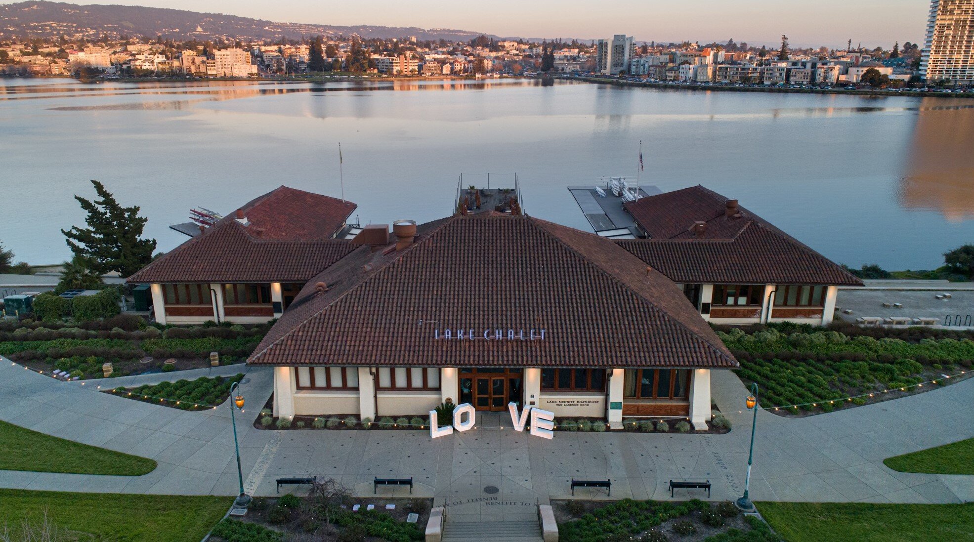 Lake Chalet — Oakland's Best Waterfront Restaurant