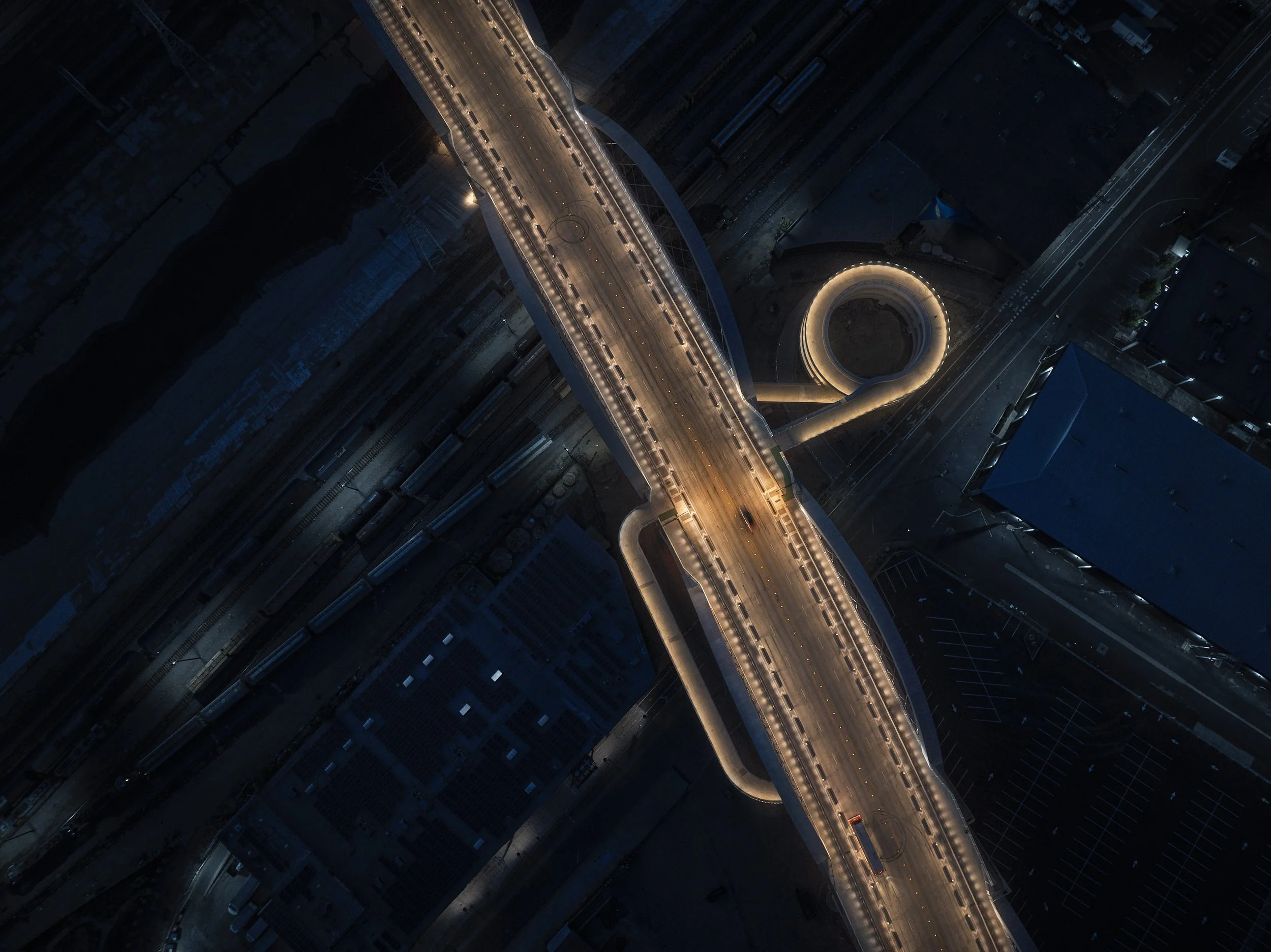 Christian Santiago: Architectural Photographer / Filmmaker