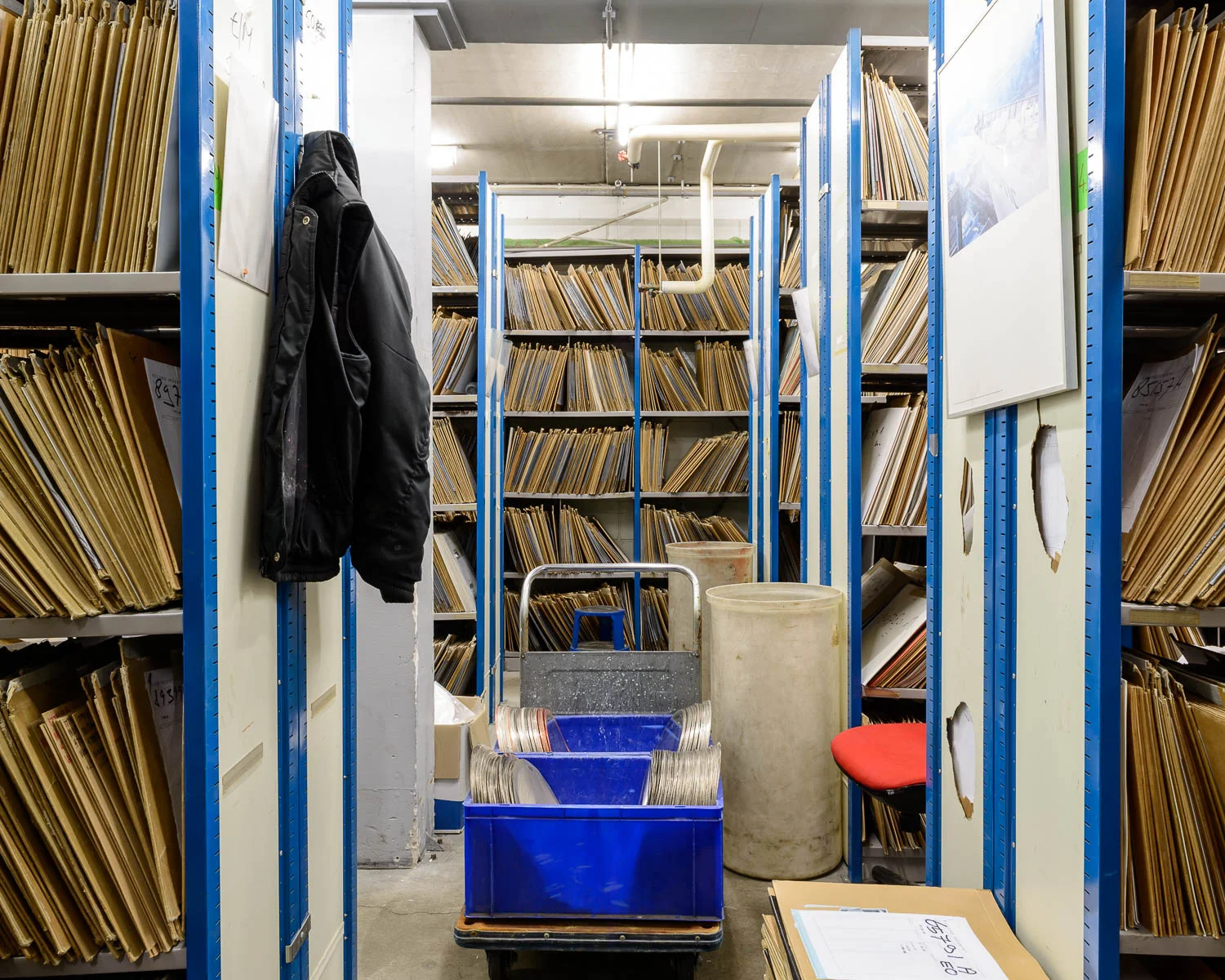 Inside the Biggest Vinyl Pressing Plant in the World, The Netherlands ...