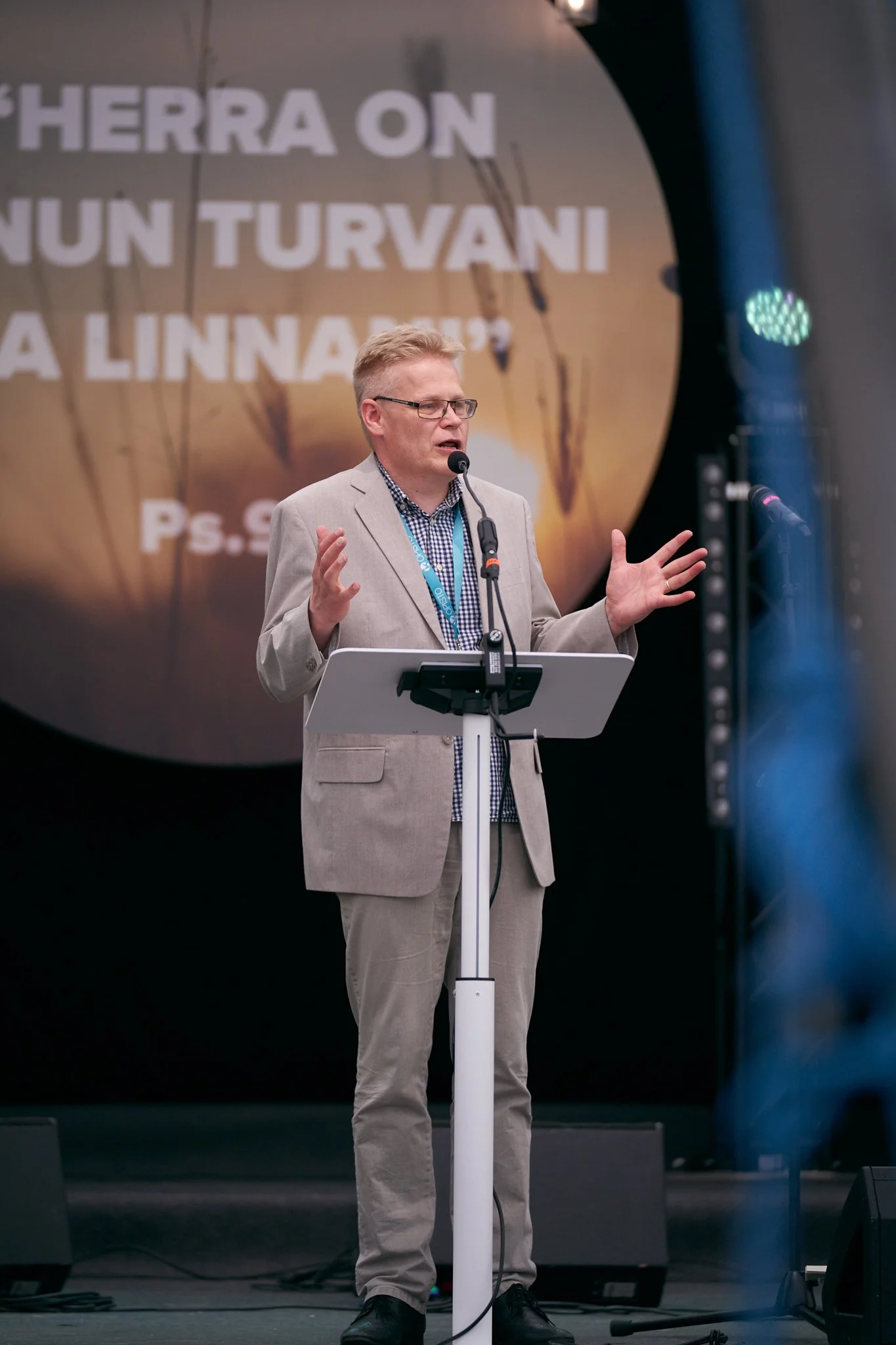 Marko Halttunen opettaa elävää saarnataitoa — IK-opisto