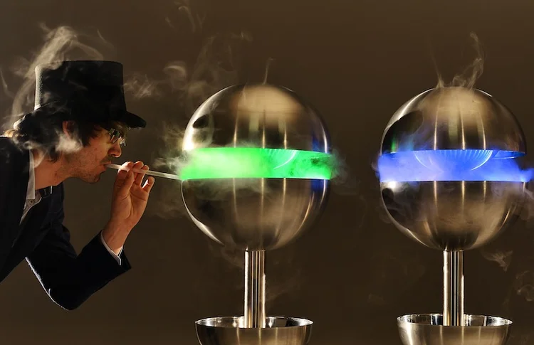 Edible Mist Orbs — Lick Me I'm Delicious | Incredible Edible Experiences