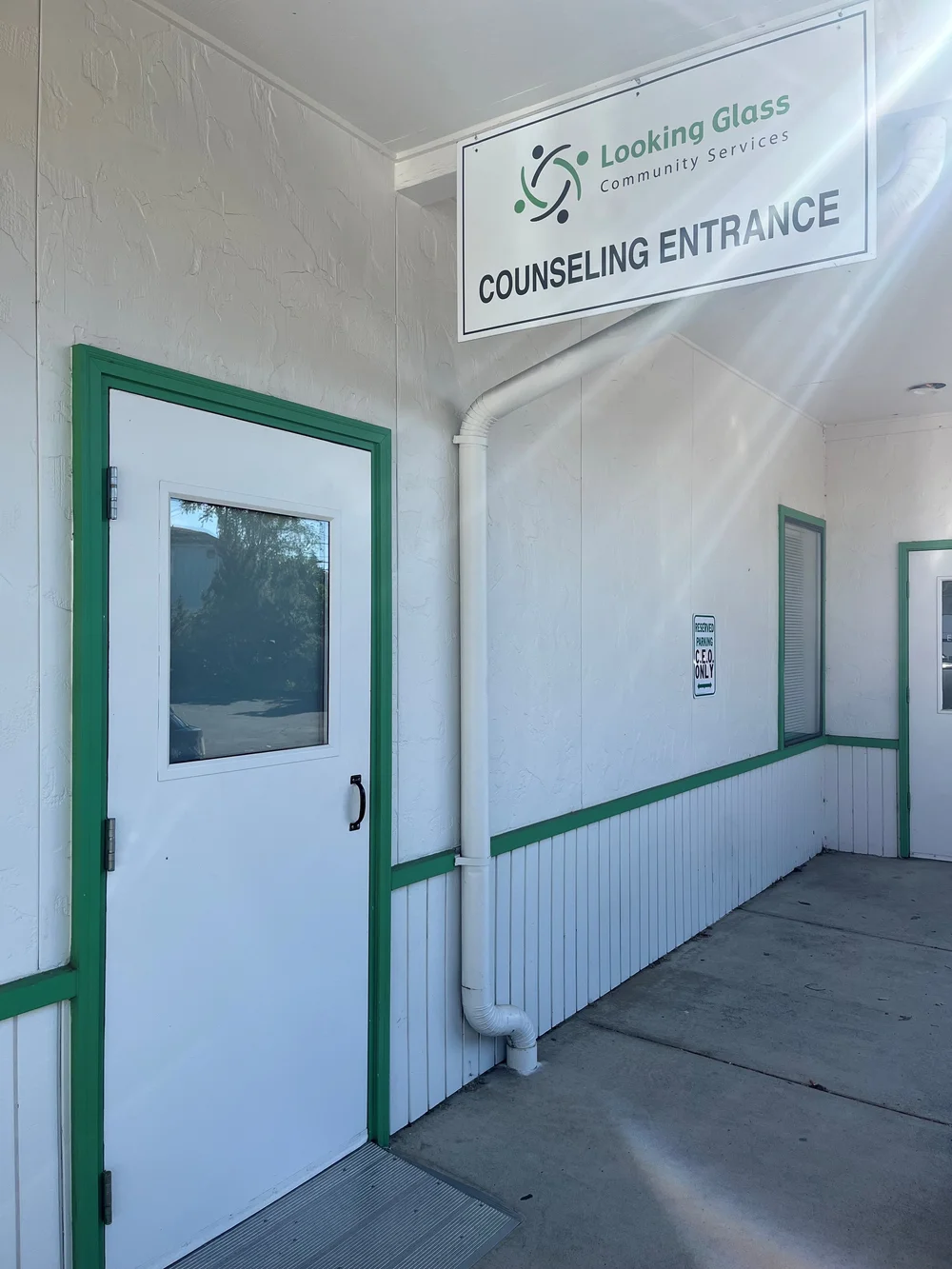 Counseling - Contact — Looking Glass Community Services