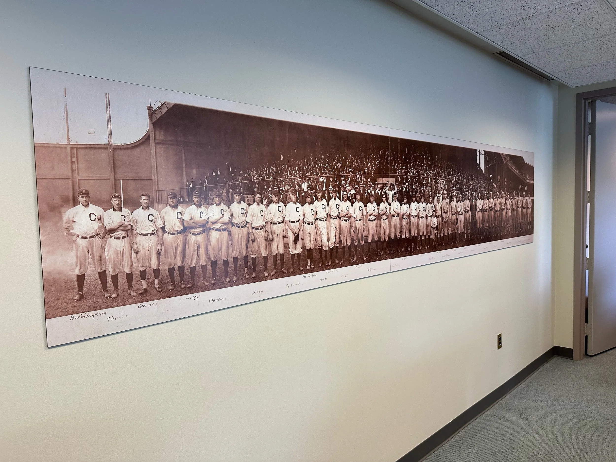 Glew: Graney star of prominent Hall photo that features who's who of ...