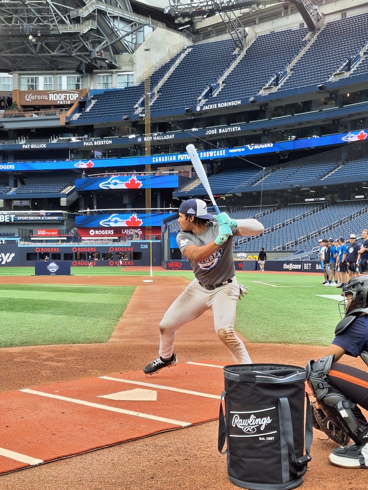 Rodriguez wins Canadian Futures Showcase Home Run Derby — Canadian ...