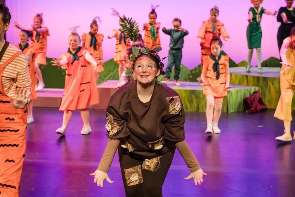 New Award-Winning Full-Length Children's Comedy for a Large Cast: The ...