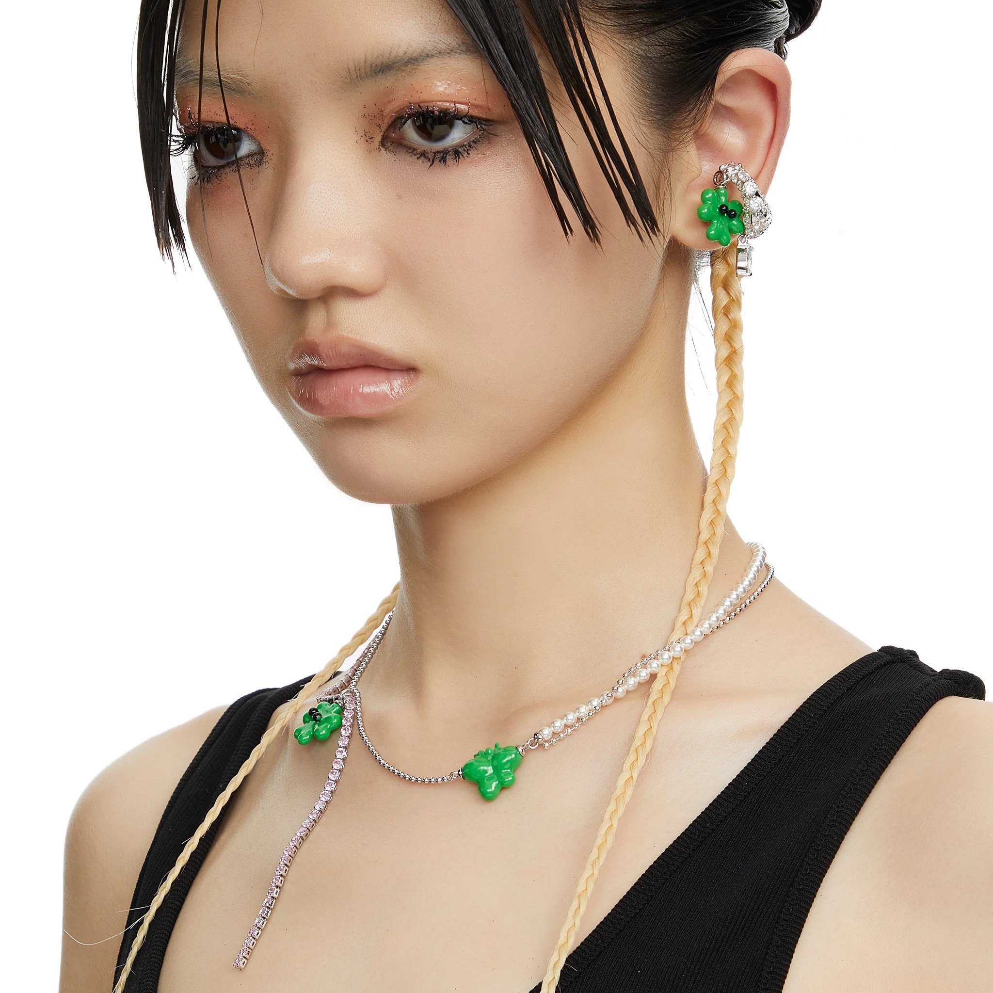 YVMIN - Coeval Magazine