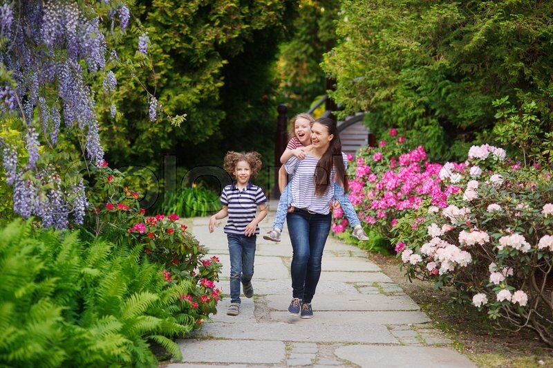 A Sensory Nature Walk for the Whole Family — Seattle's Favorite Garden ...