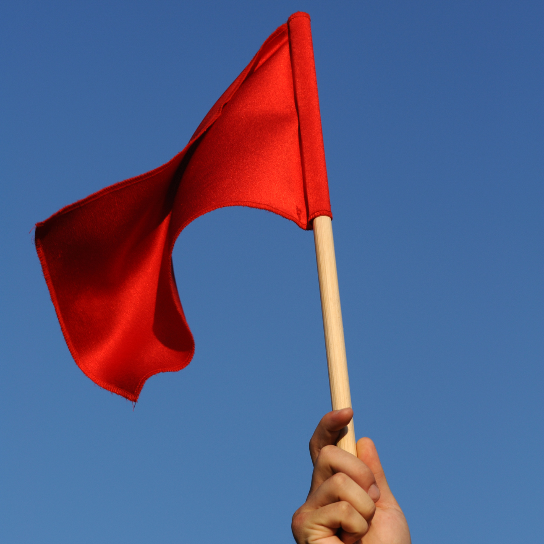 What are three red flags in a relationship? Leia aqui: What are red ...