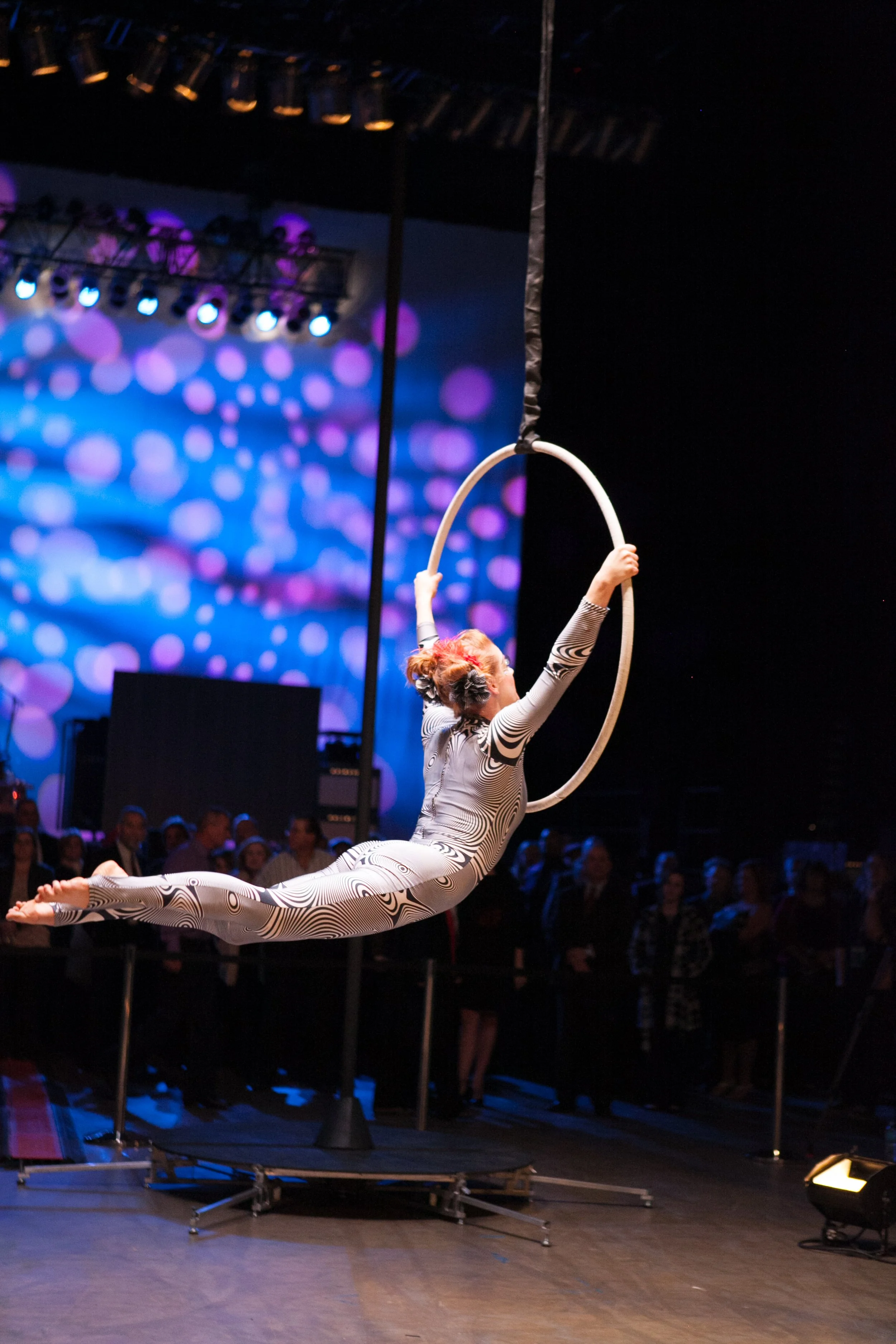 Open Hang — In the Dark - Circus Arts