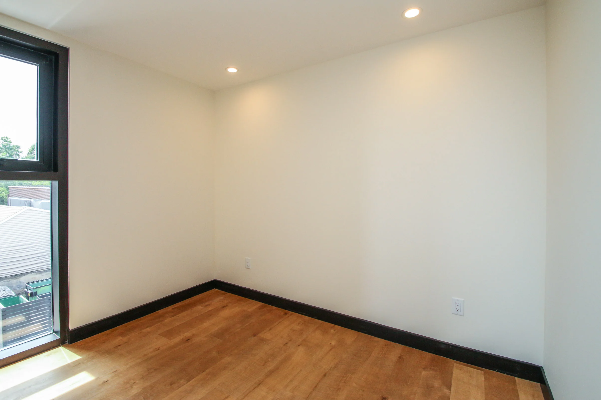 FACTORY LOFTS — Dutton Properties