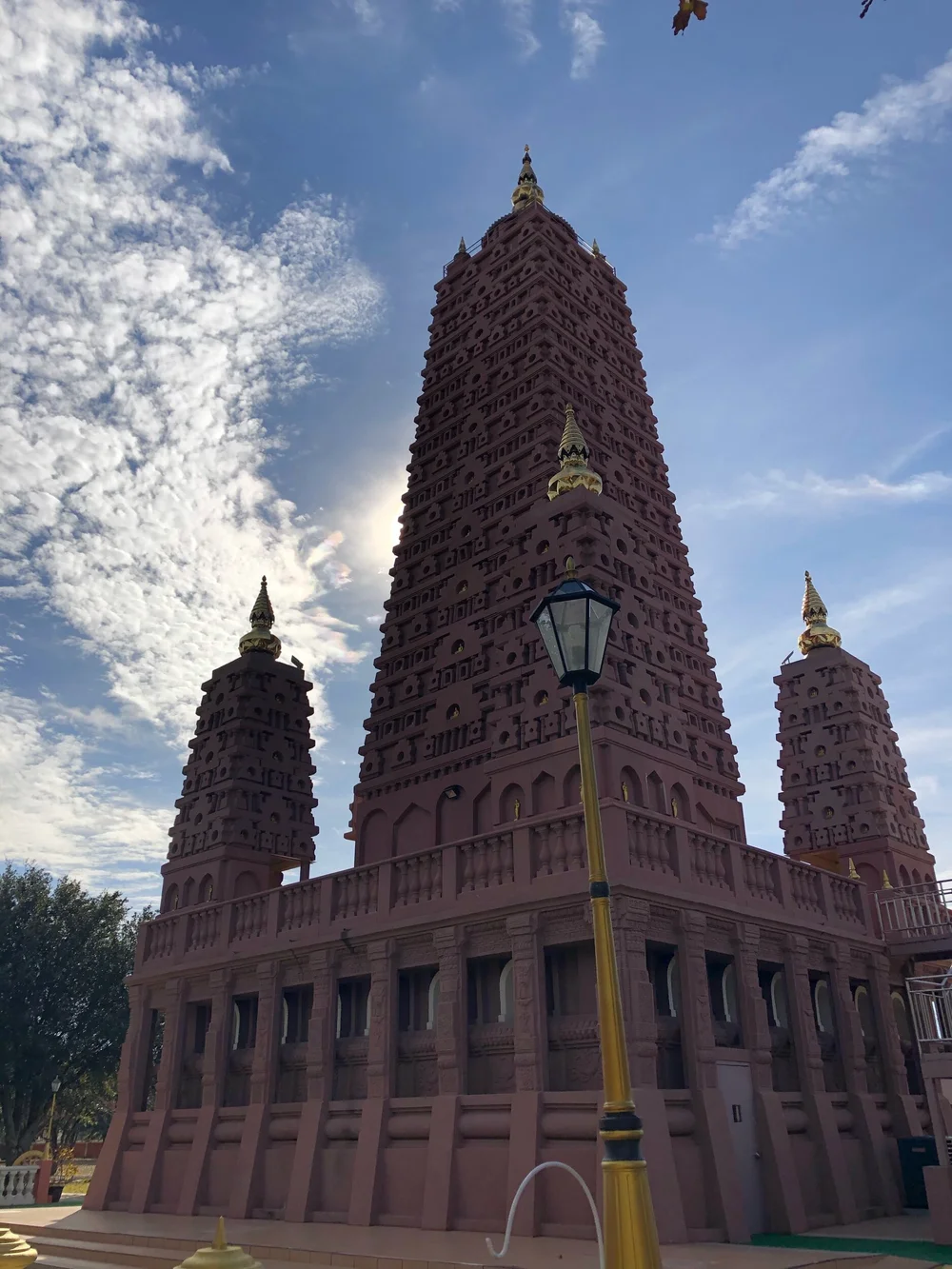 Wat Buddharatanaram (Keller, TX) — American Buddhist Meditation Temple