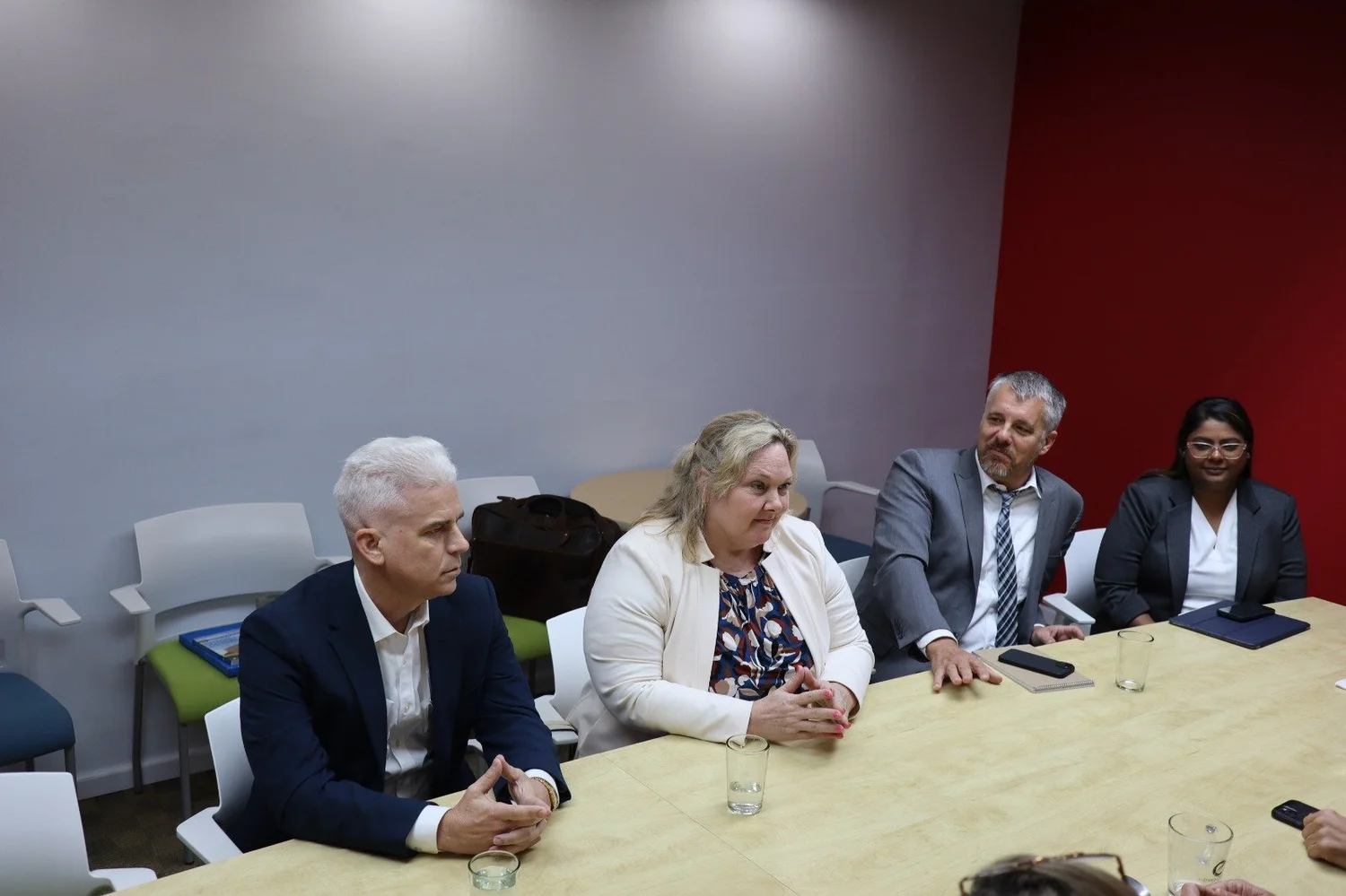 US Embassy officials meet with Energy Chamber — Energy Chamber of ...