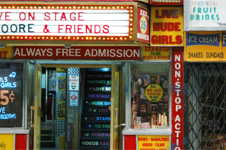 Alan Wolfson — Box Dioramas.com