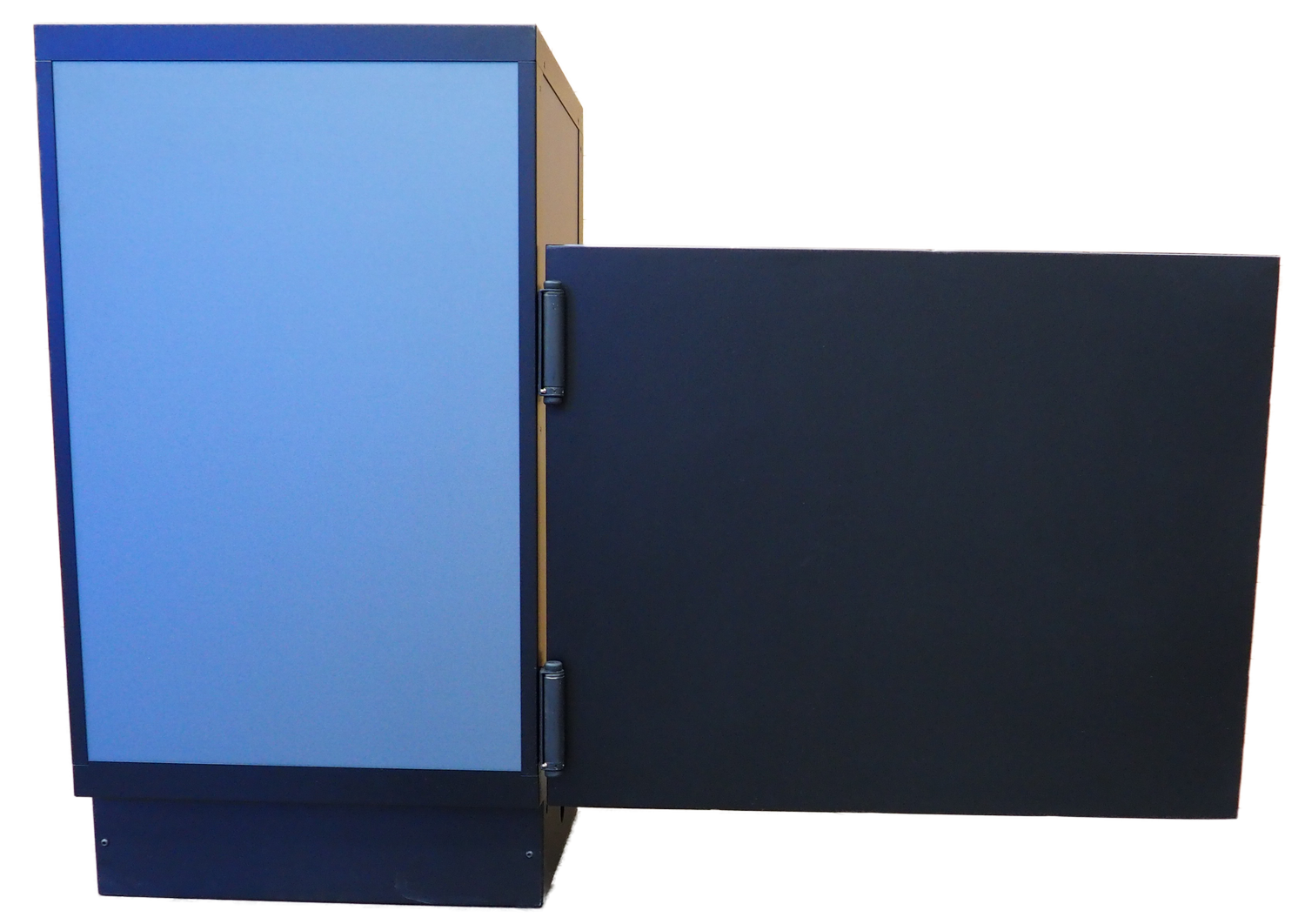 Swing Gate by Fortress Display - Seamless & Secure Retail Display ...