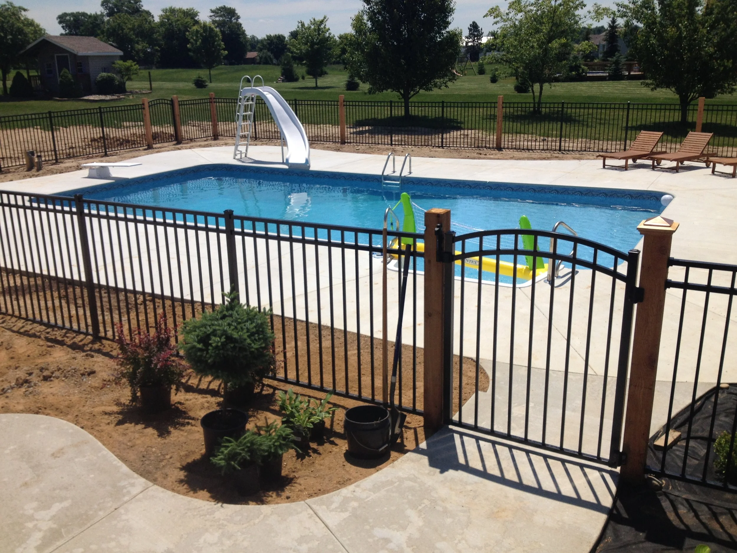 Coping/Decks/Fence — Fox Pools