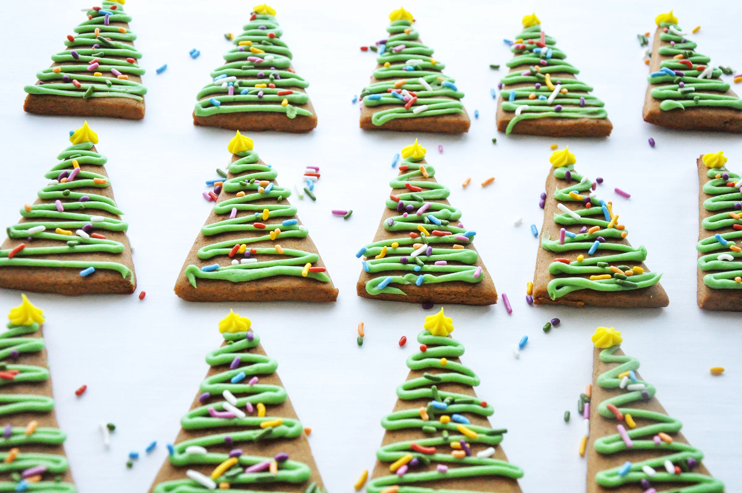 Super Easy Holiday Cookie Decorating Ideas | Color Kitchen