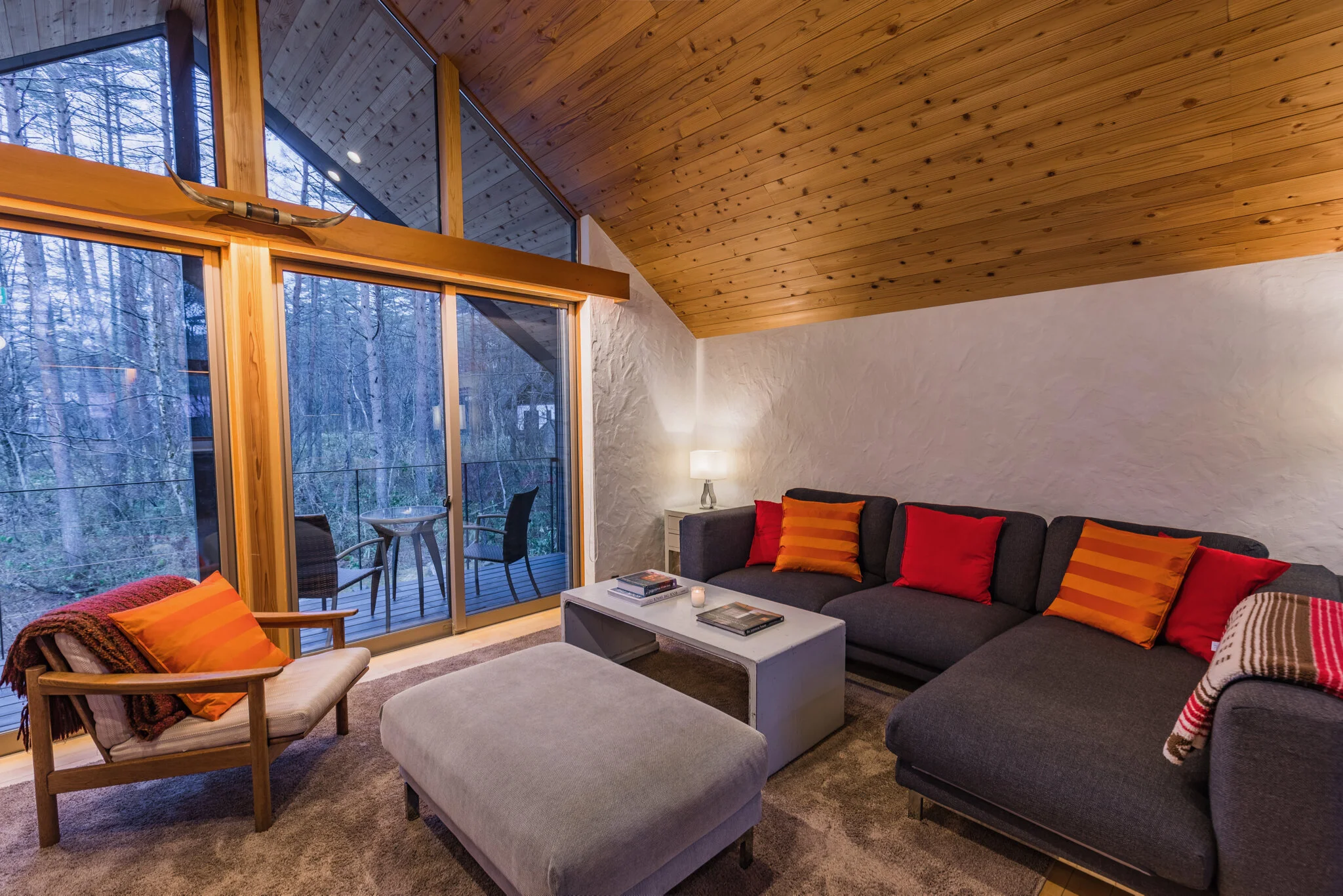 Muskoka House (2BR, sleeps 4+2) — Hakuba Resort Homes