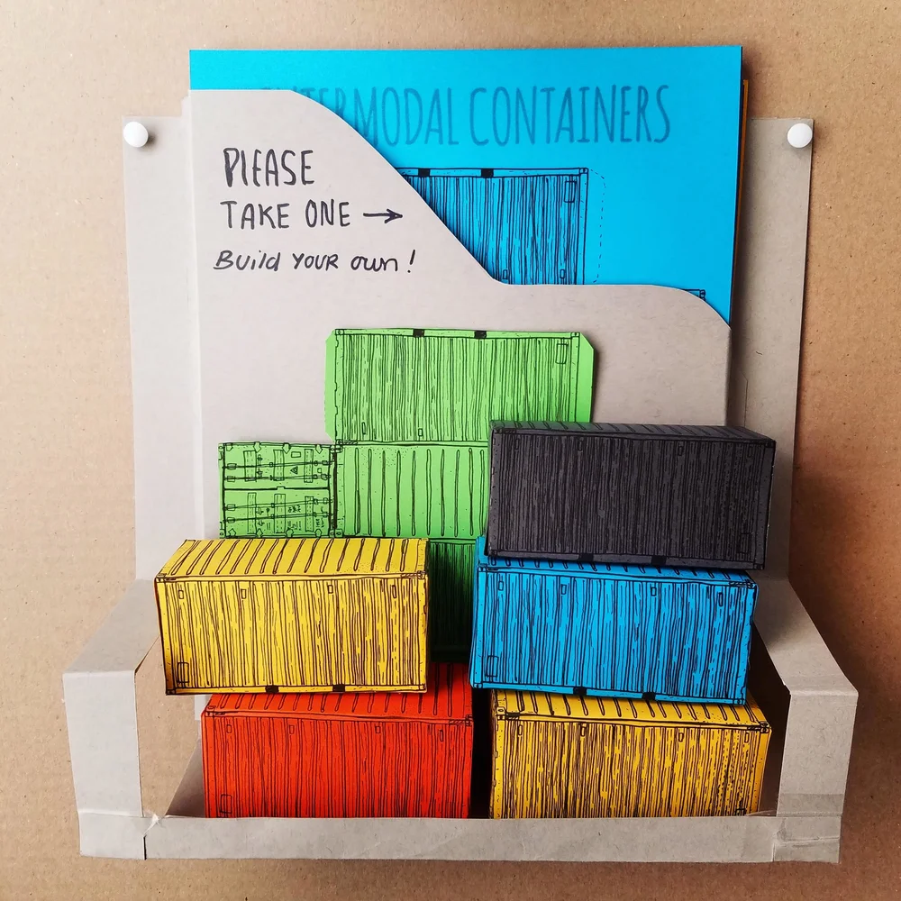 Free Papercraft Container