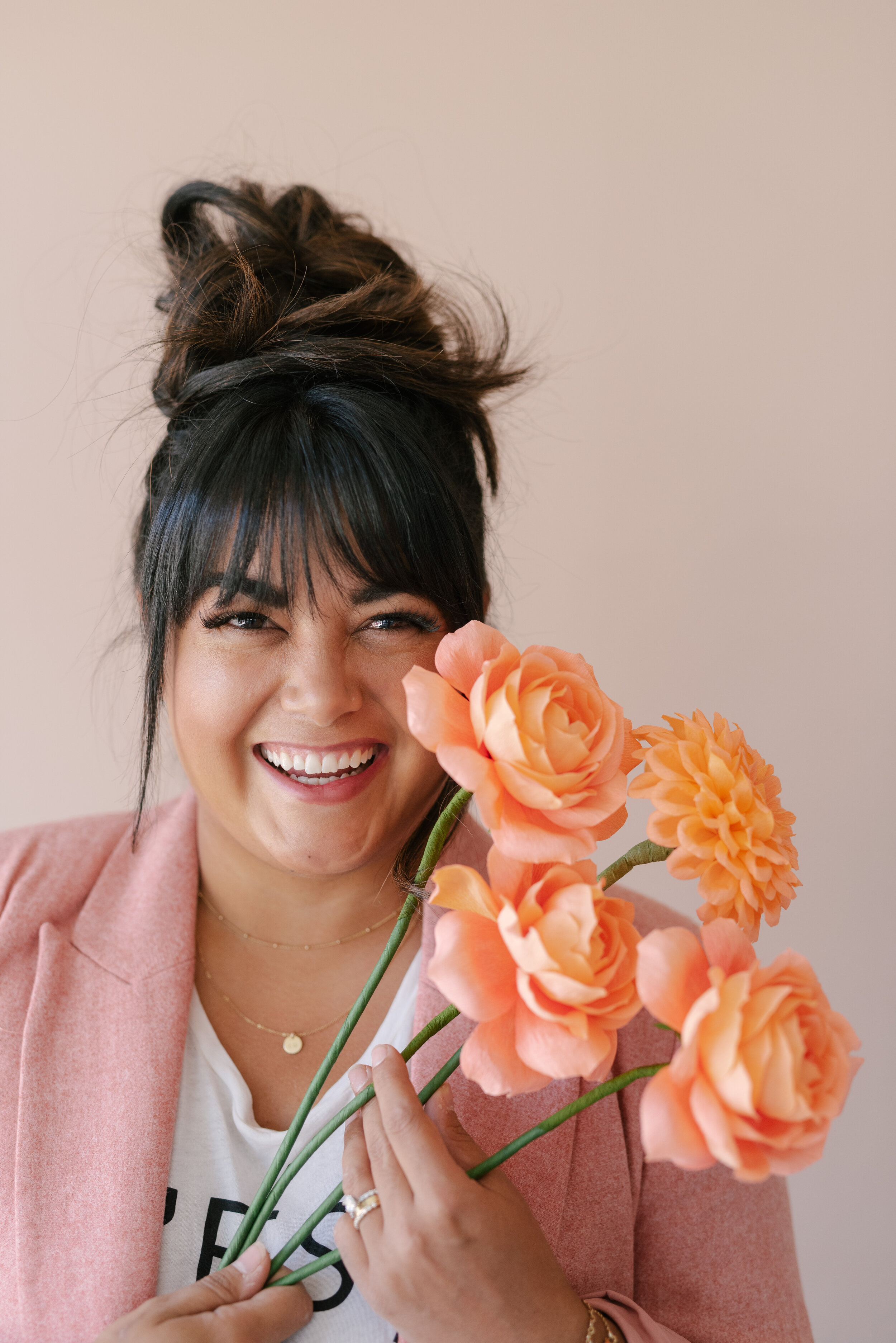 Alexandra Dey's Instagram, Twitter & Facebook on IDCrawl