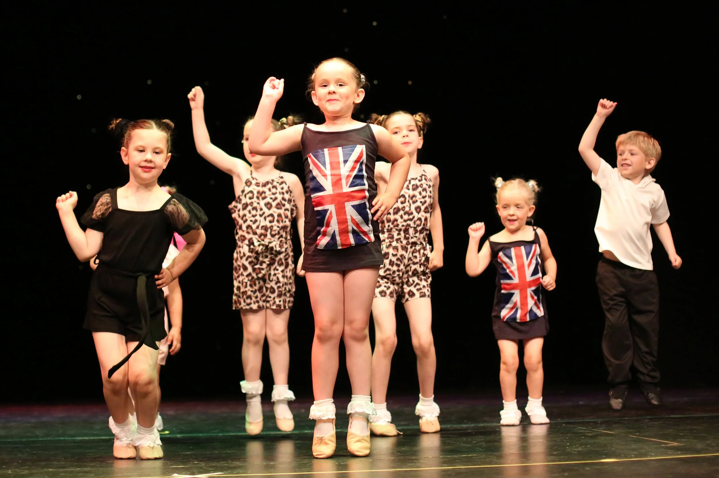 Braintree & Colchester | Dance Classes | Taylor's Dance Company
