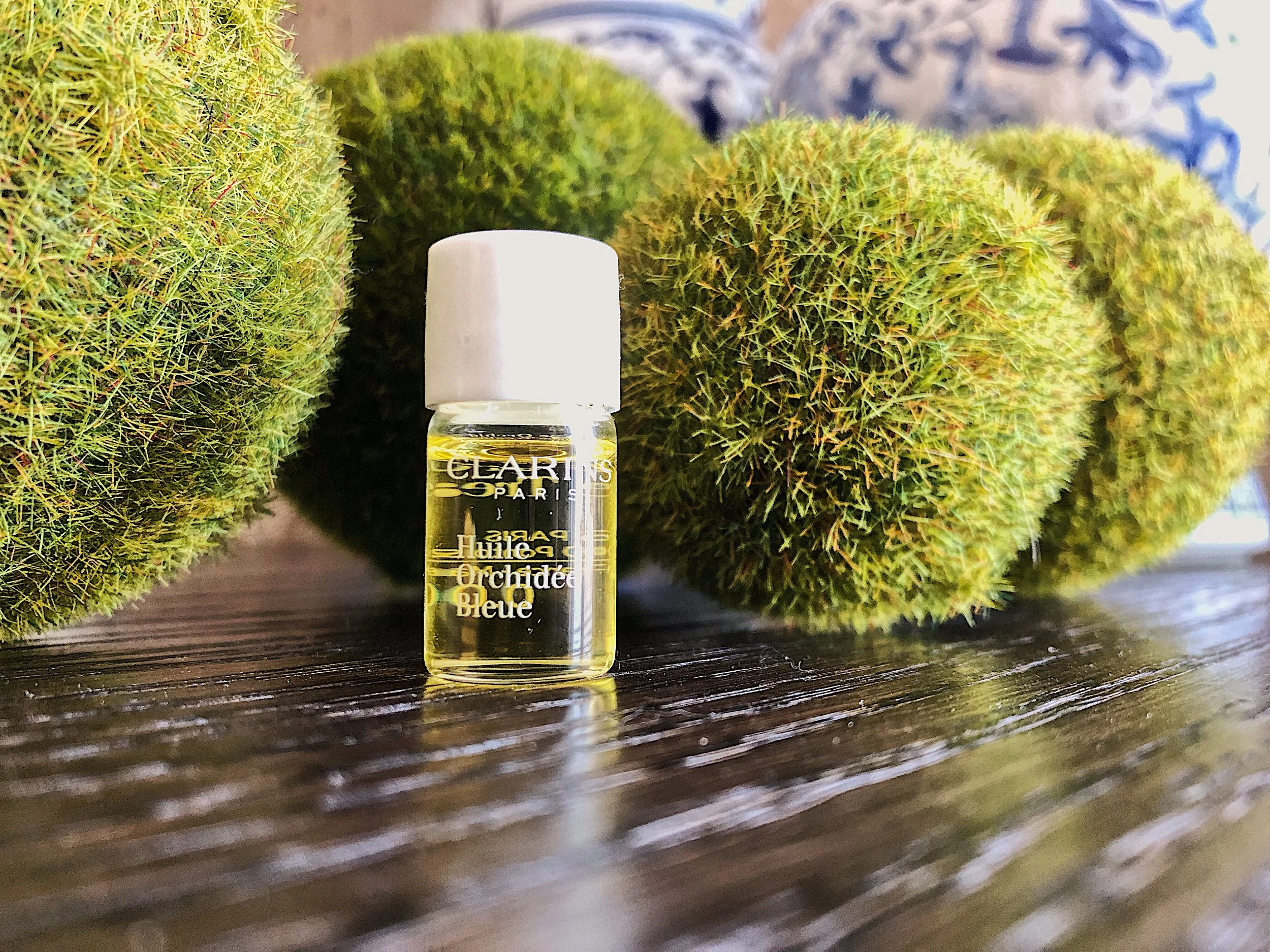 REVIEW: Clarin's Blue Orchid Face Oil — Untouchable