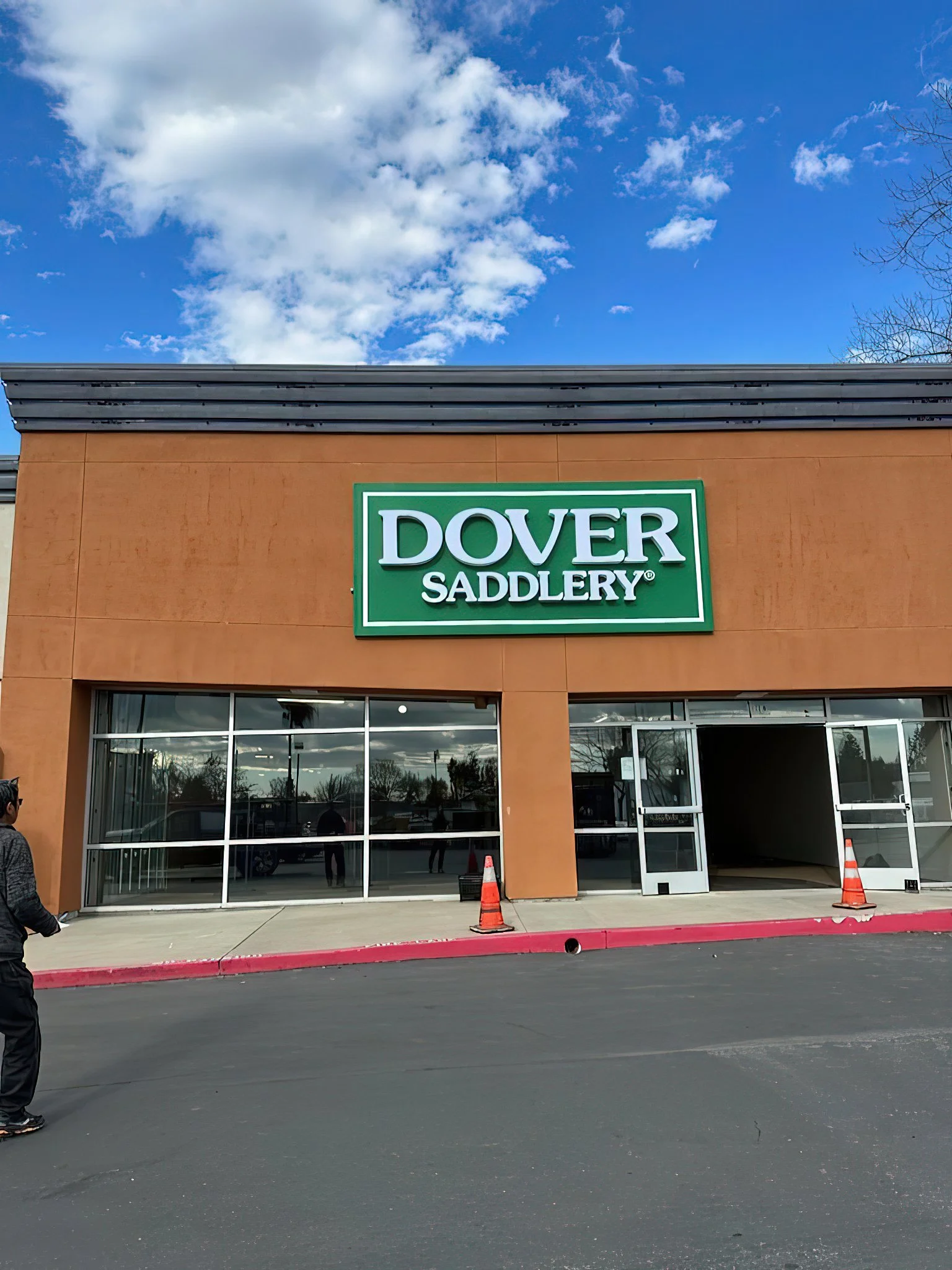 Dover Saddlery — Cal Signs Inc.